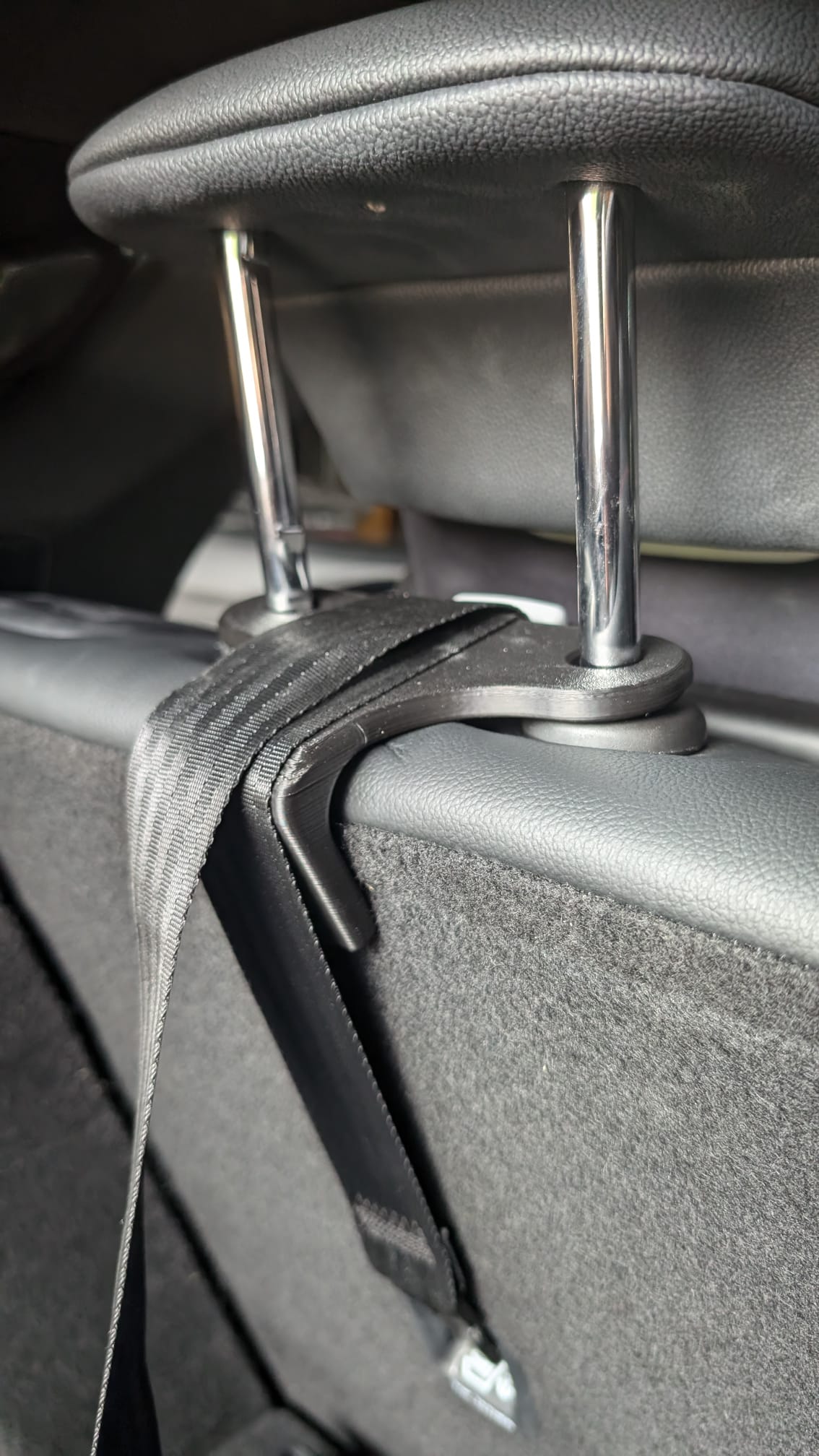 Kindersitz Top-Tether Schutz // Child seat top-tether protection by ...