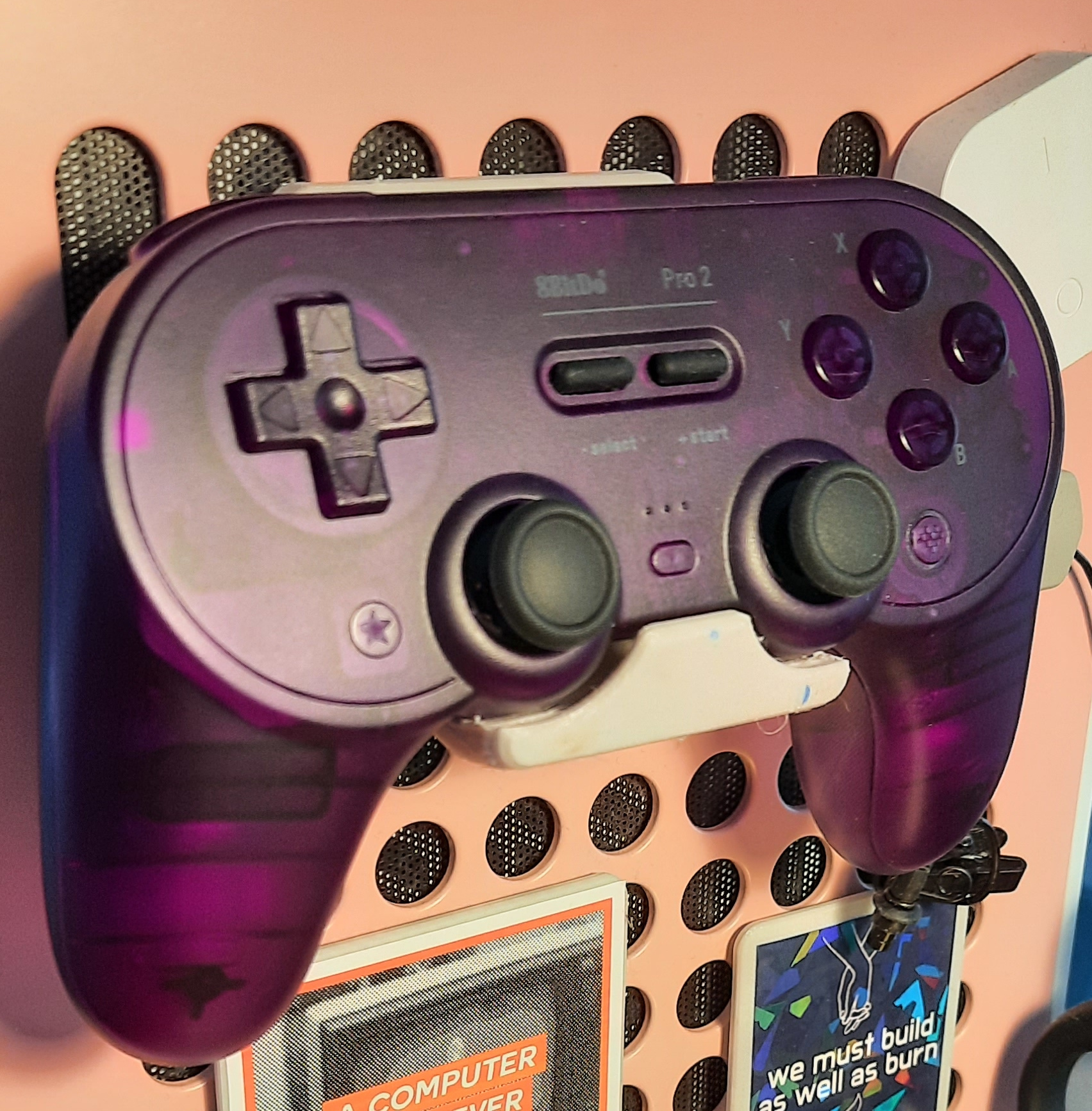 8BitDo Pro 2 Controller Holder for Qube 500 PC Case by jaseg | Download free STL model ...