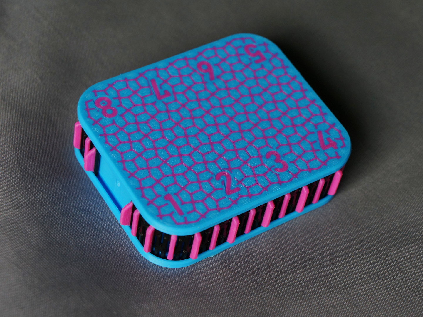 Roller shutter pattern box snap fit - with compartments by Jack ...