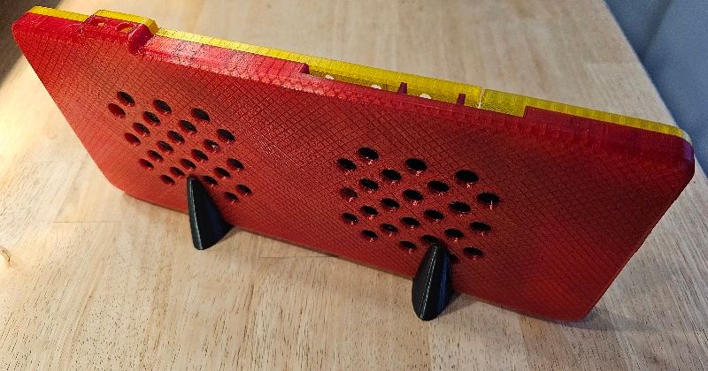 Frame.Work printed case feet for upright operation by layershifter ...