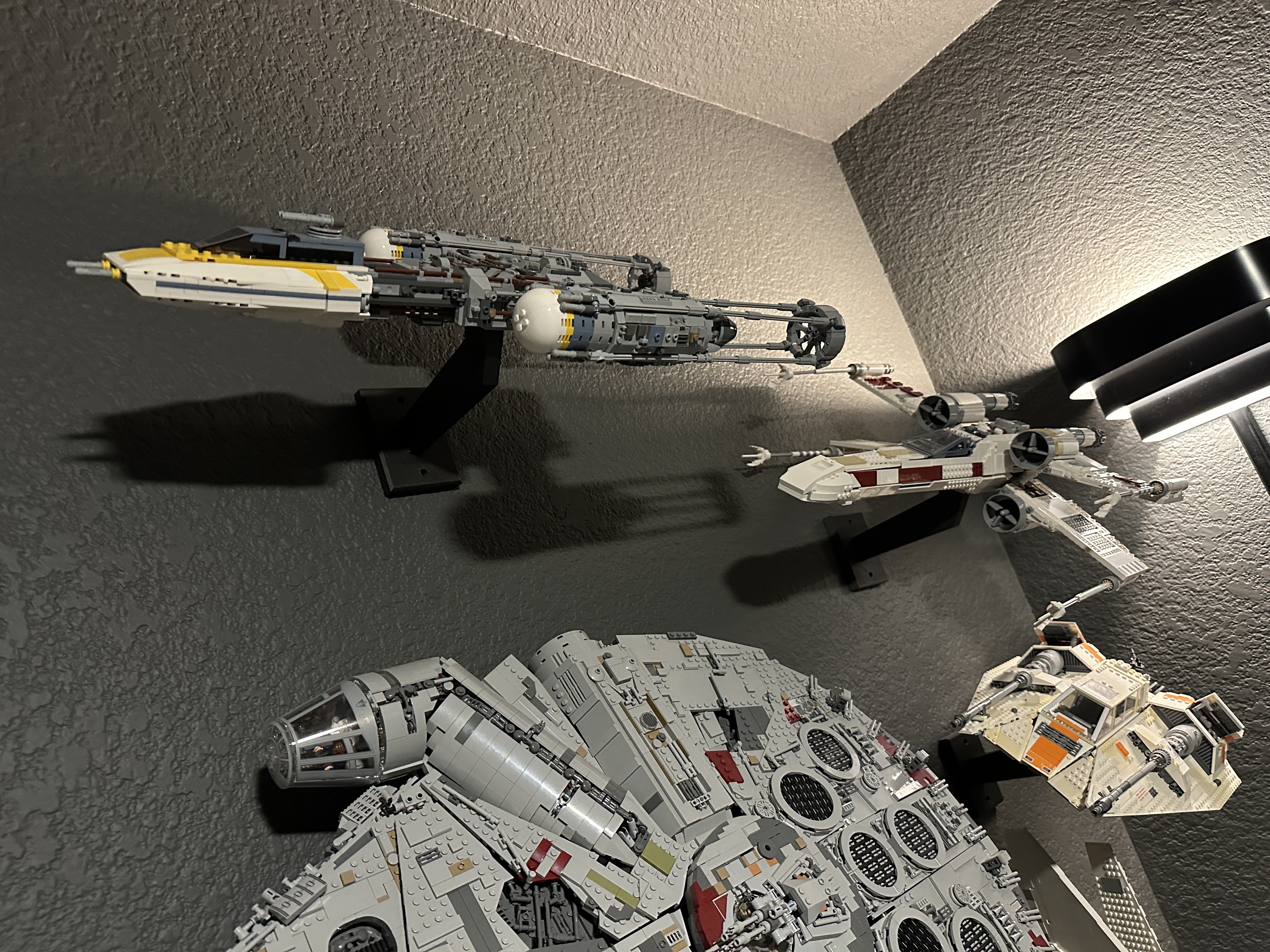 Simple Lego UCS Ship Wall Mount Arm by MoreOrLessMe | Download free STL ...