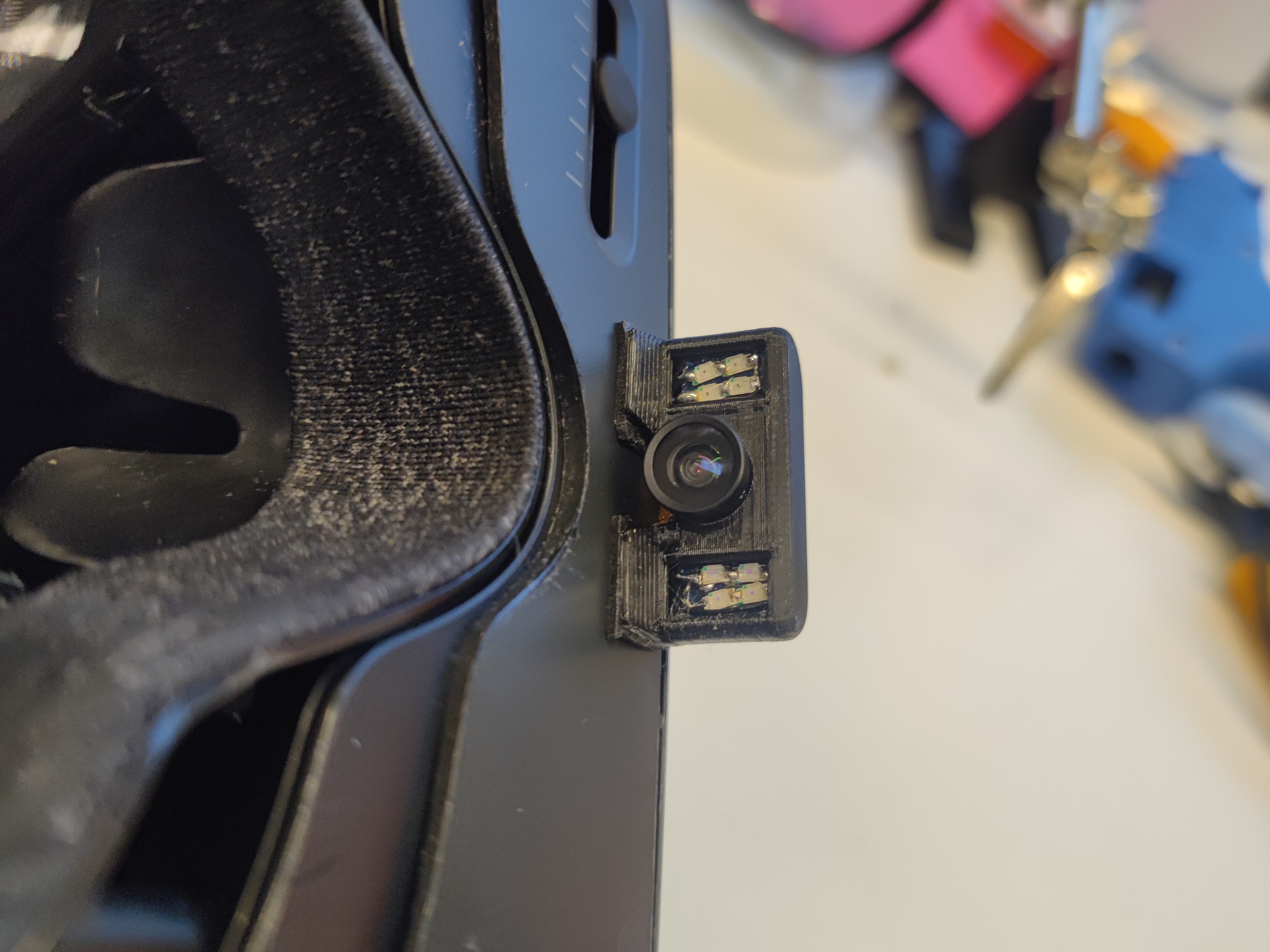 Valve index face tracking camera mount by Squishy | Download free STL ...