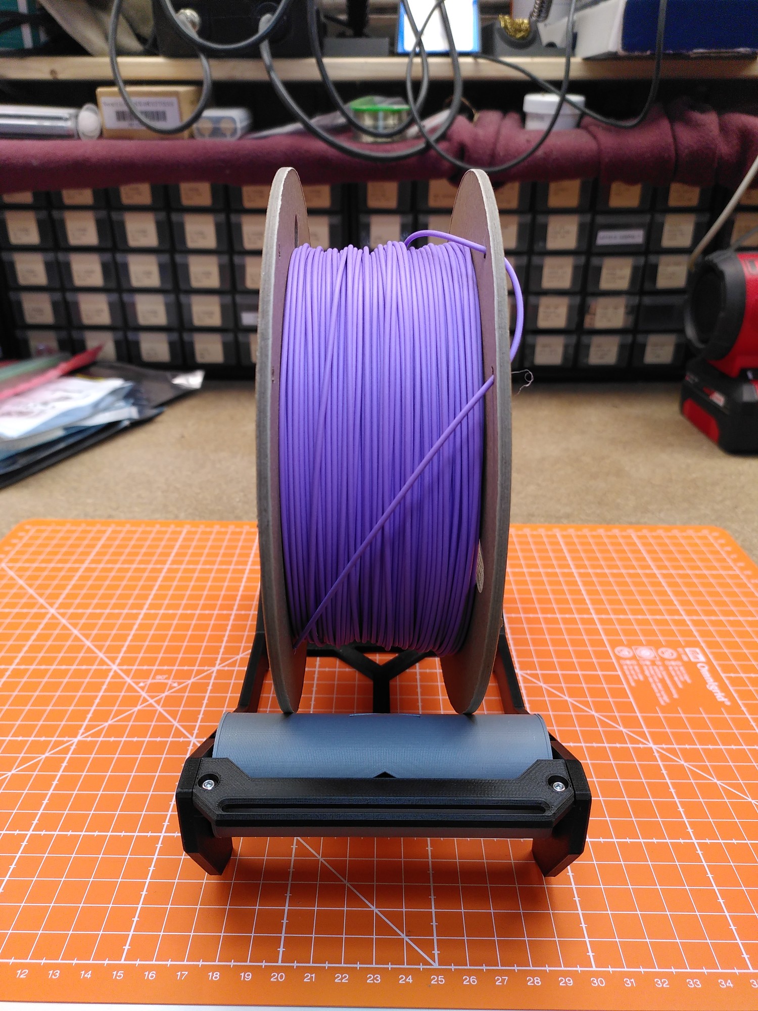 Auto-Rewind Spool Holder for RepRack - Large Edition by Evil Duck ...