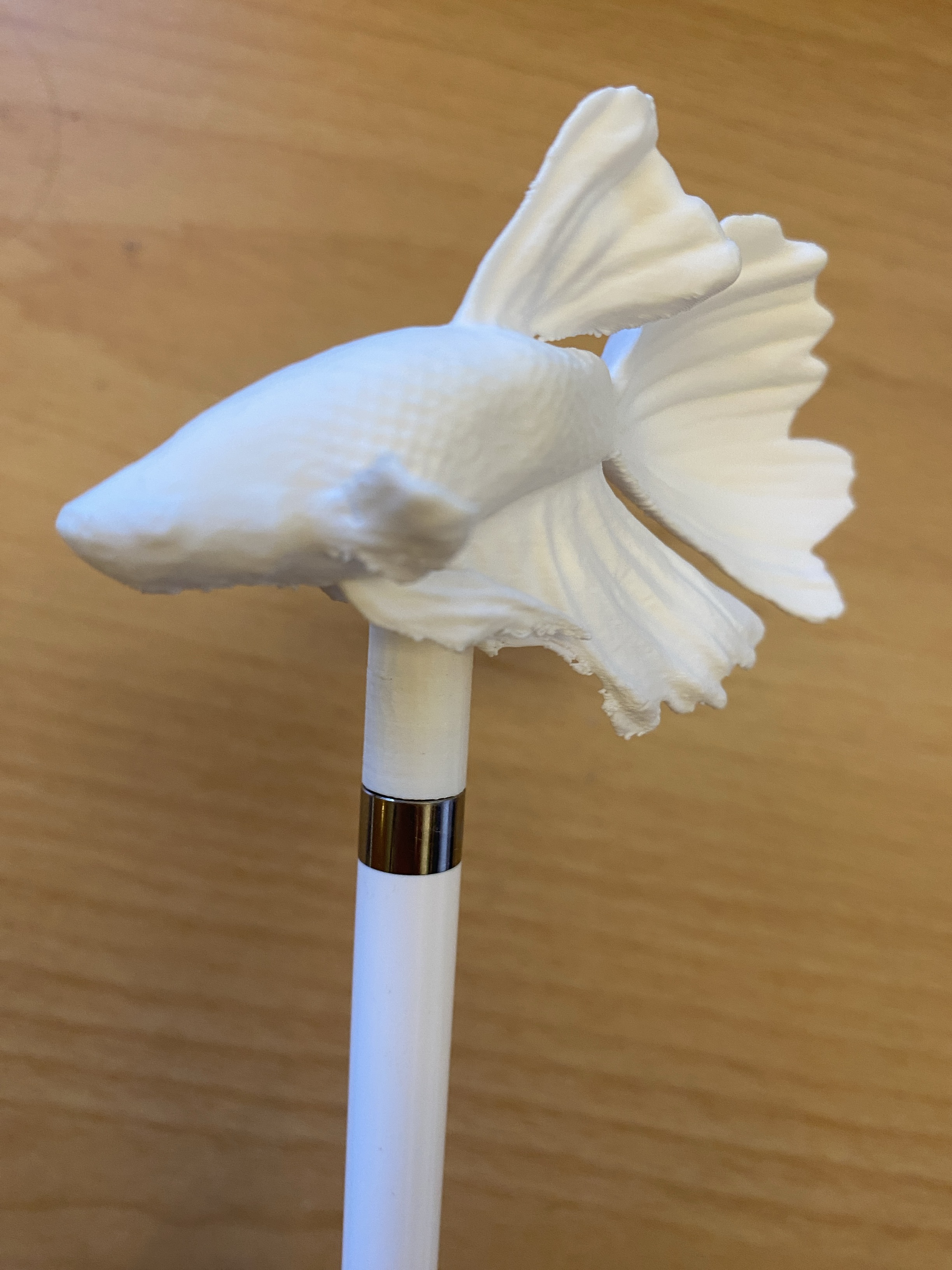 Apple Pen Cap with Fish by LiLo | Download free STL model | Printables.com
