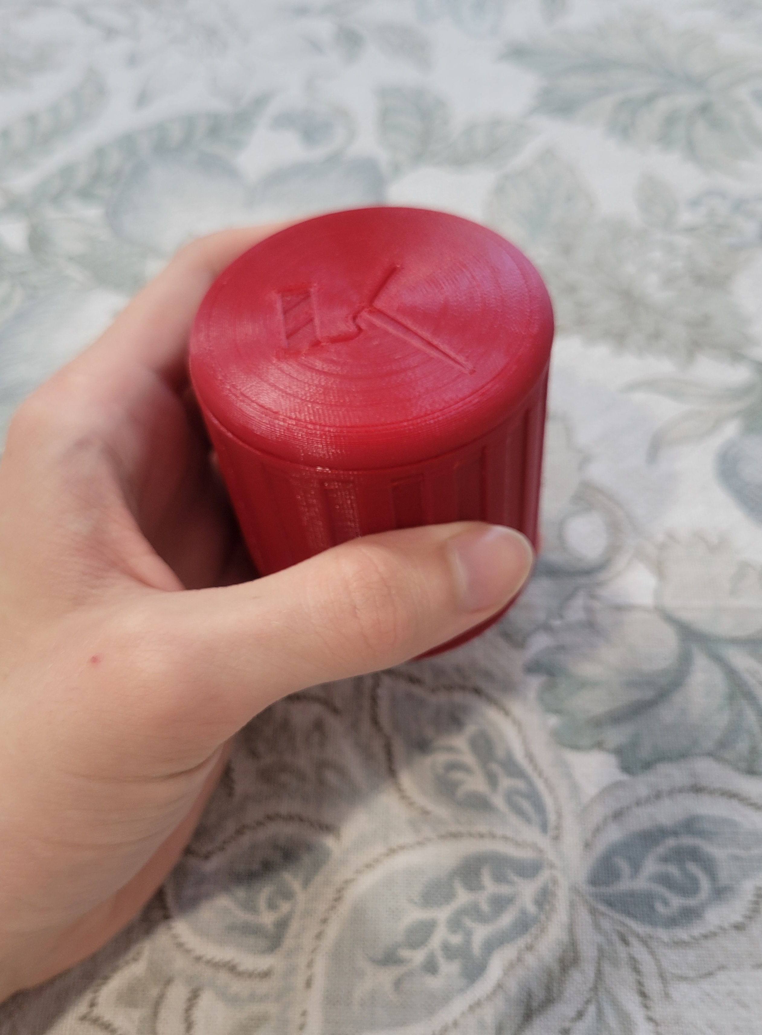 Needle and Thread Holder by The Eraser | Download free STL model ...