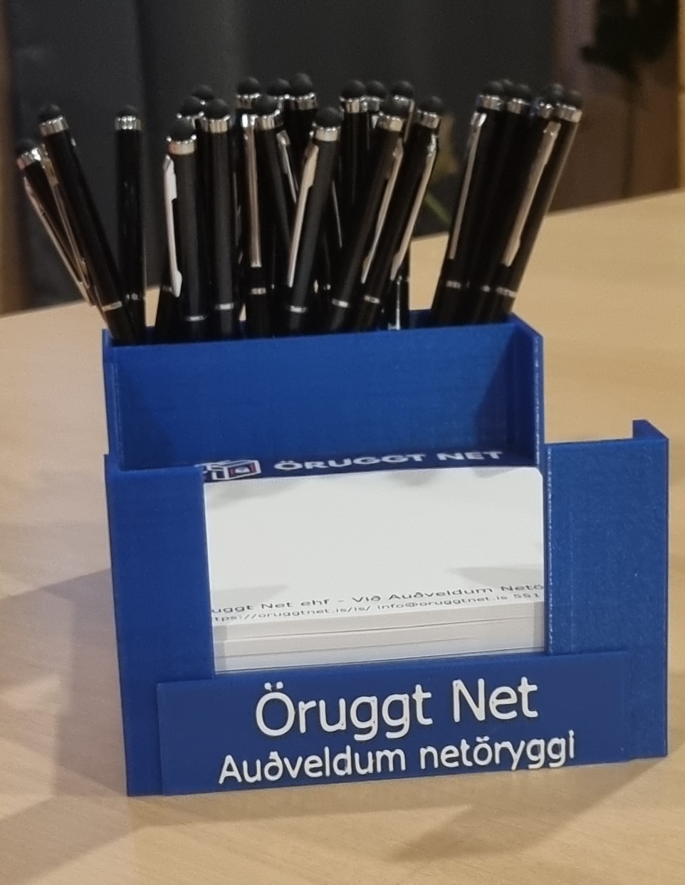 Notepad and Pen holder by Siggi Bjarnason | Download free STL model ...