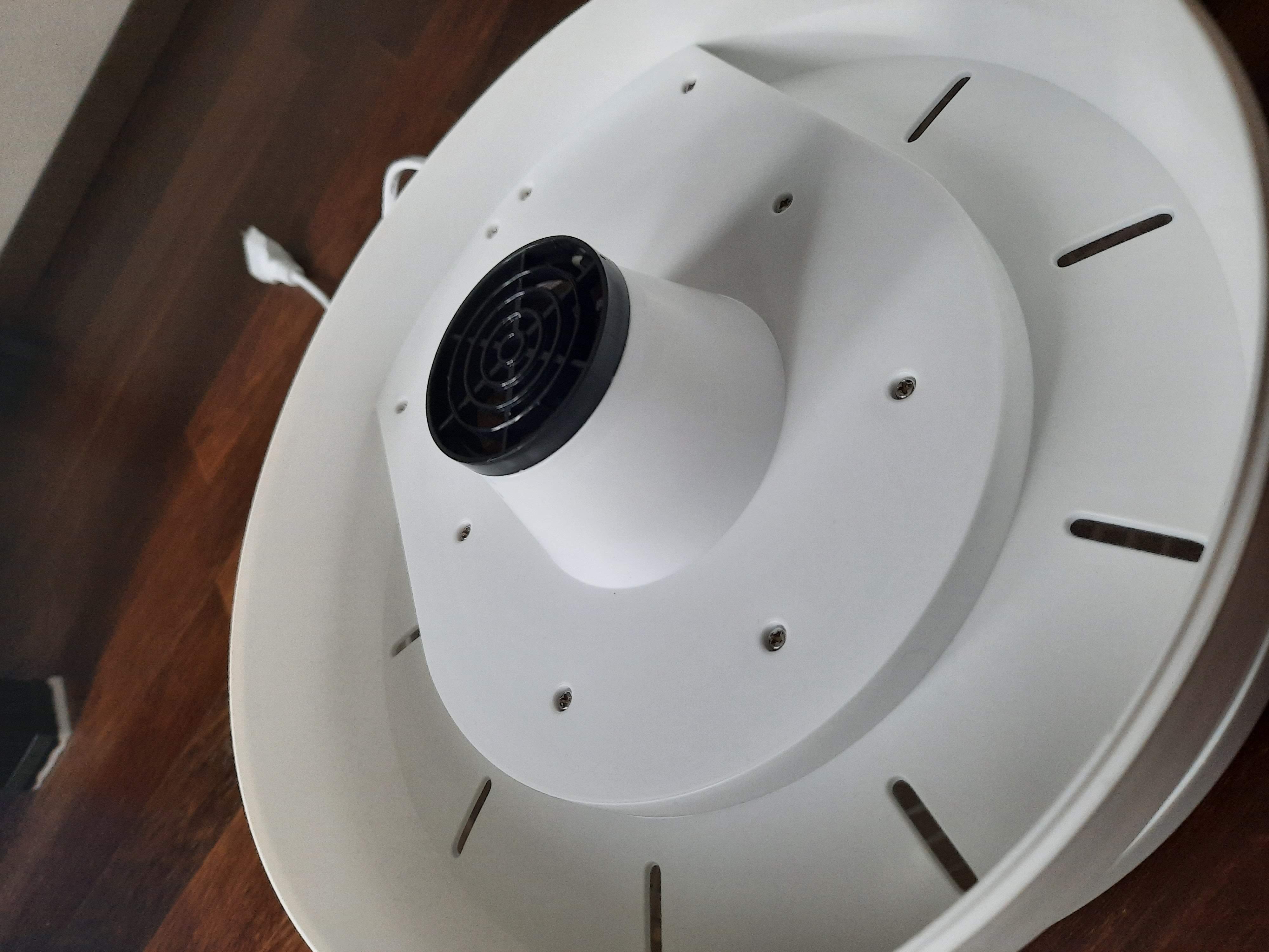 Horizontal spool holder for dehydrator by Alexandre M. | Download free ...