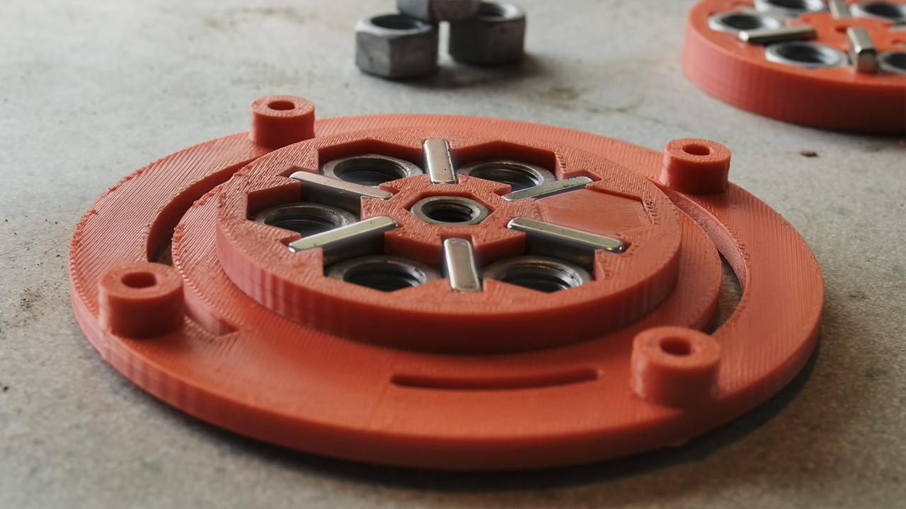 Magnetic Chuck and vise by Chris Borge | Download free STL model ...