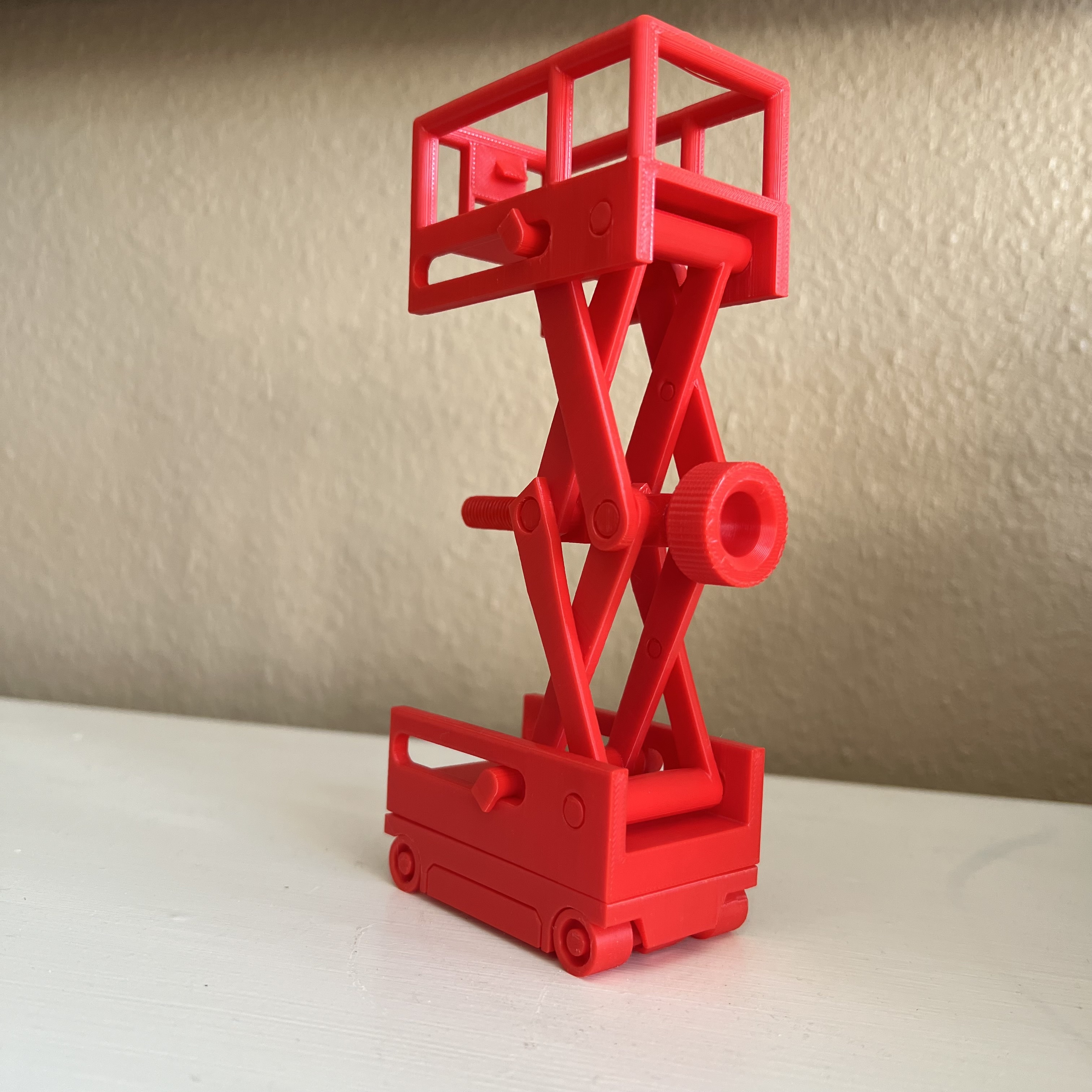 Print-in-Place Scissor Lift (No Support Needed!) by WhopperPrinting ...