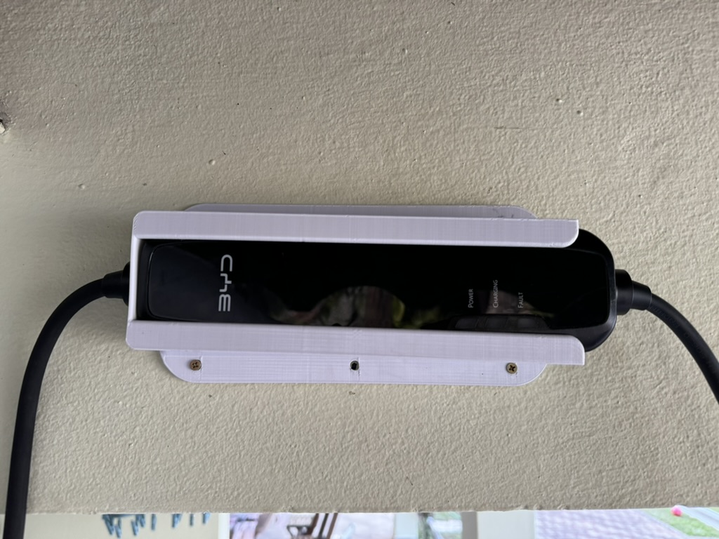 BYD Portable charger mount by hxla | Download free STL model ...