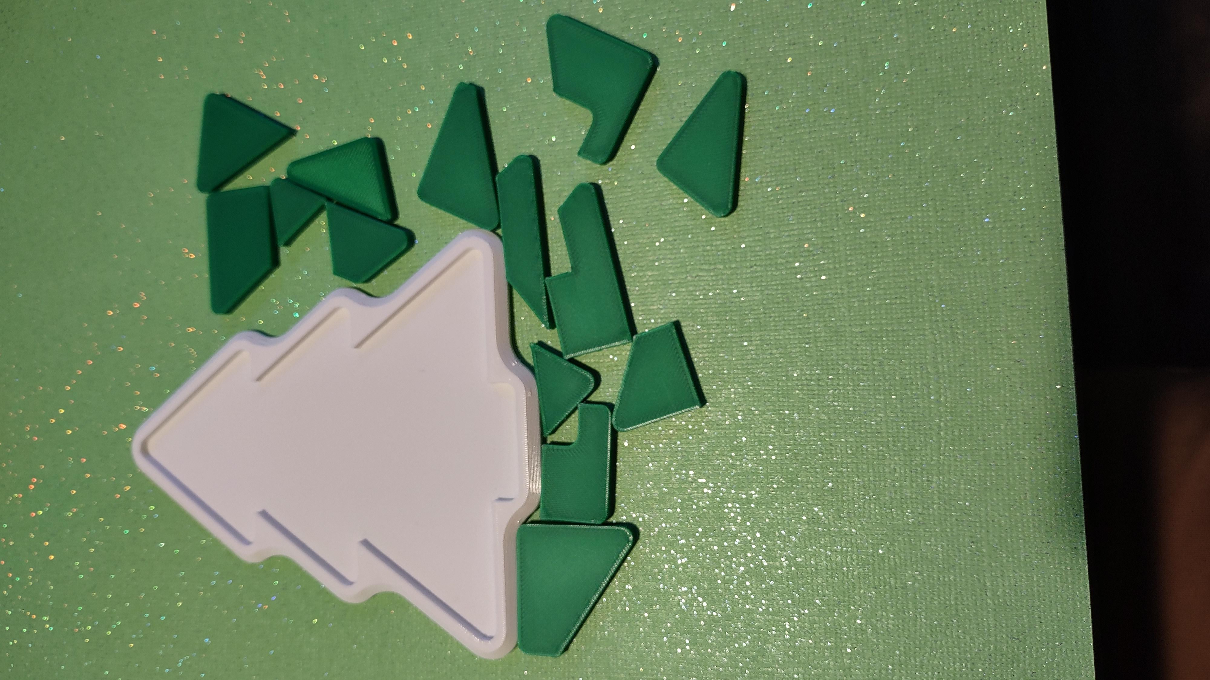 Christmas Tree Puzzle by Brett Casteel | Download free STL model ...