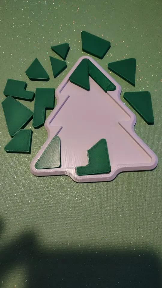 Christmas Tree Puzzle by Brett Casteel | Download free STL model ...