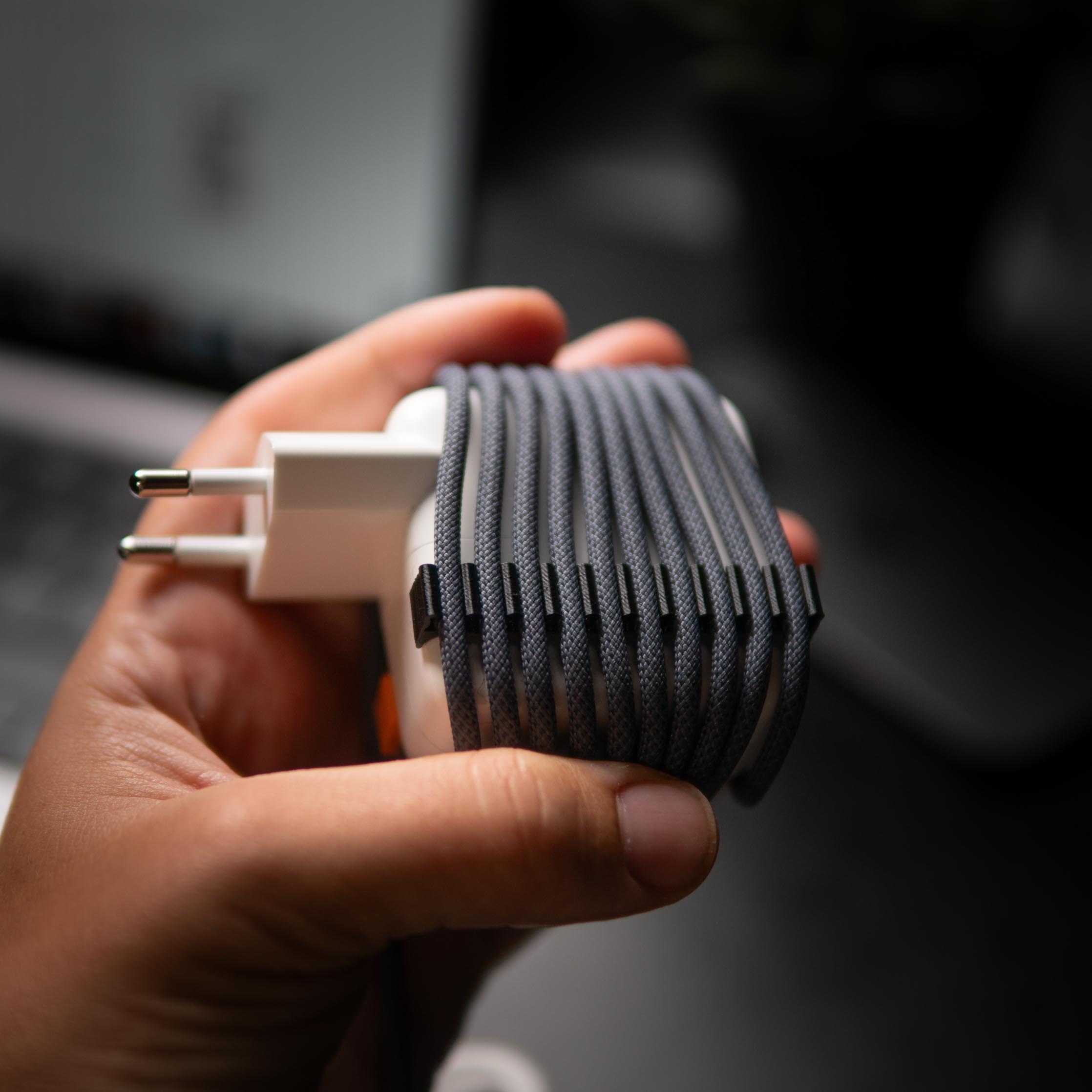 Cable Wrapper / Organiser for MacBook AIR by DELTAHUB | Download free ...