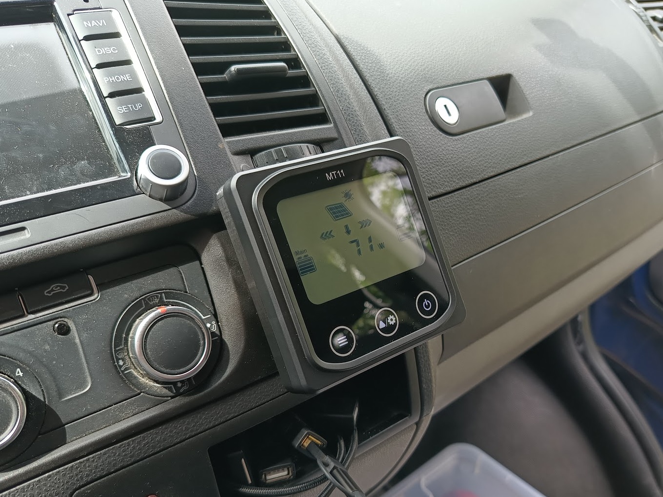 VW T5 MPPT dashboard mount by oktkas | Download free STL model ...