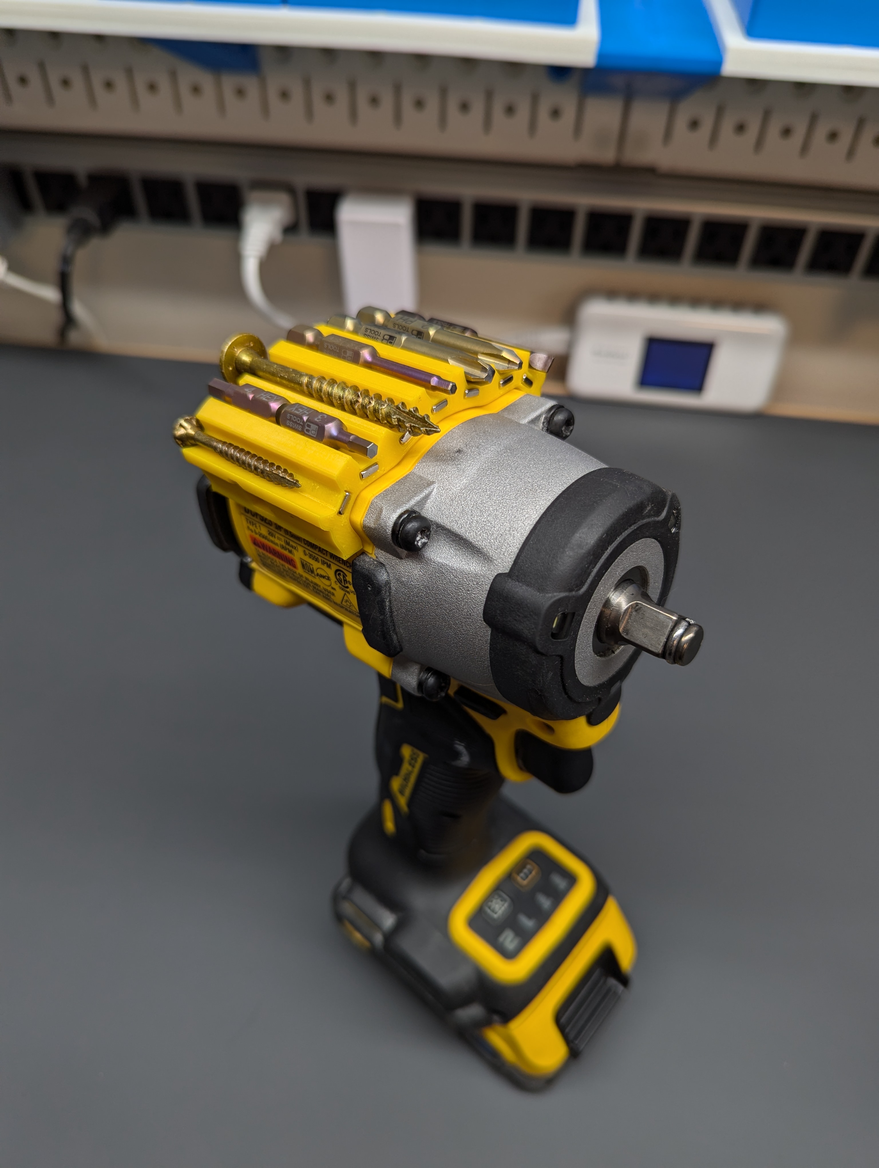DeWalt DCF921 and DCF923 snap-on magnetic bit and fastener holder by ...