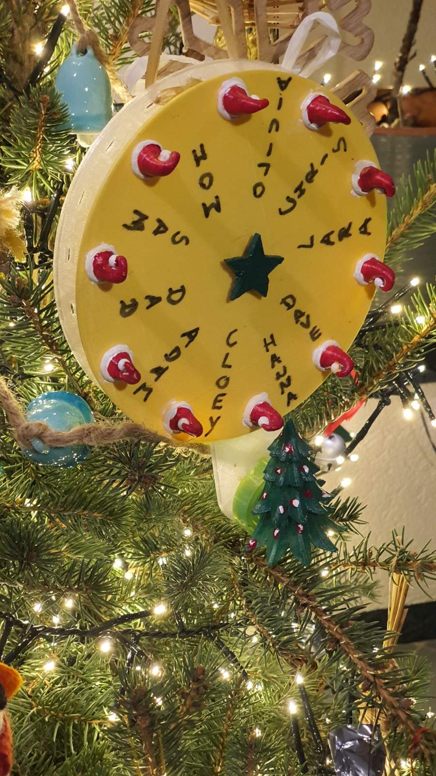 Christmas Tree Wheel of Fortune! by TheDogeBork | Download free STL ...