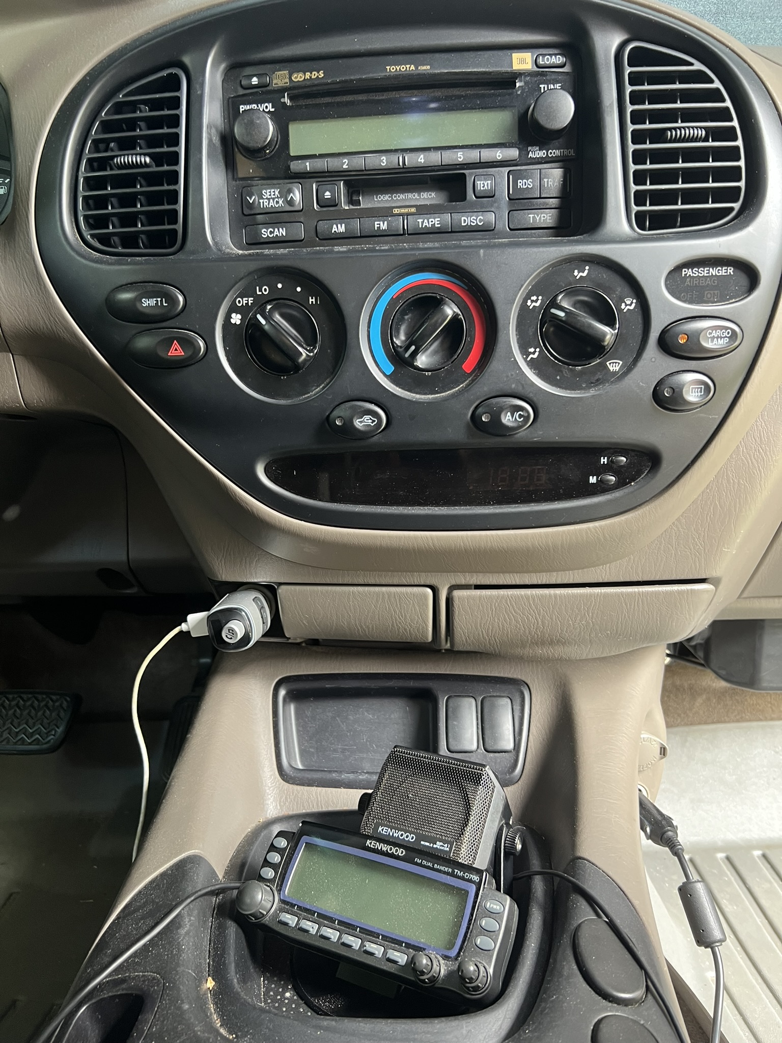 Kenwood TM-D700 Display and Speaker Mount by tully | Download free STL ...