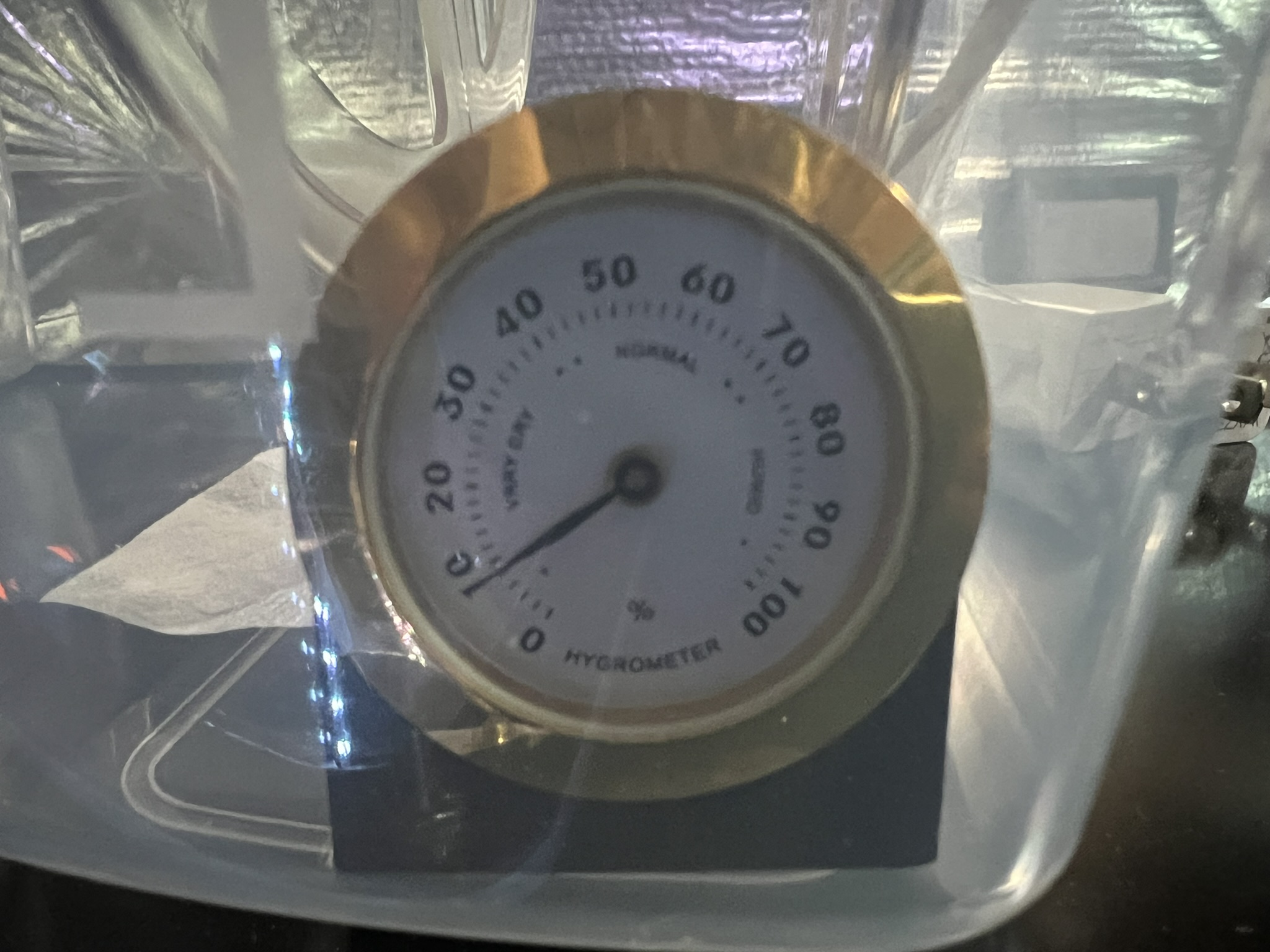 Analog Hygrometer Stand by tully | Download free STL model | Printables.com
