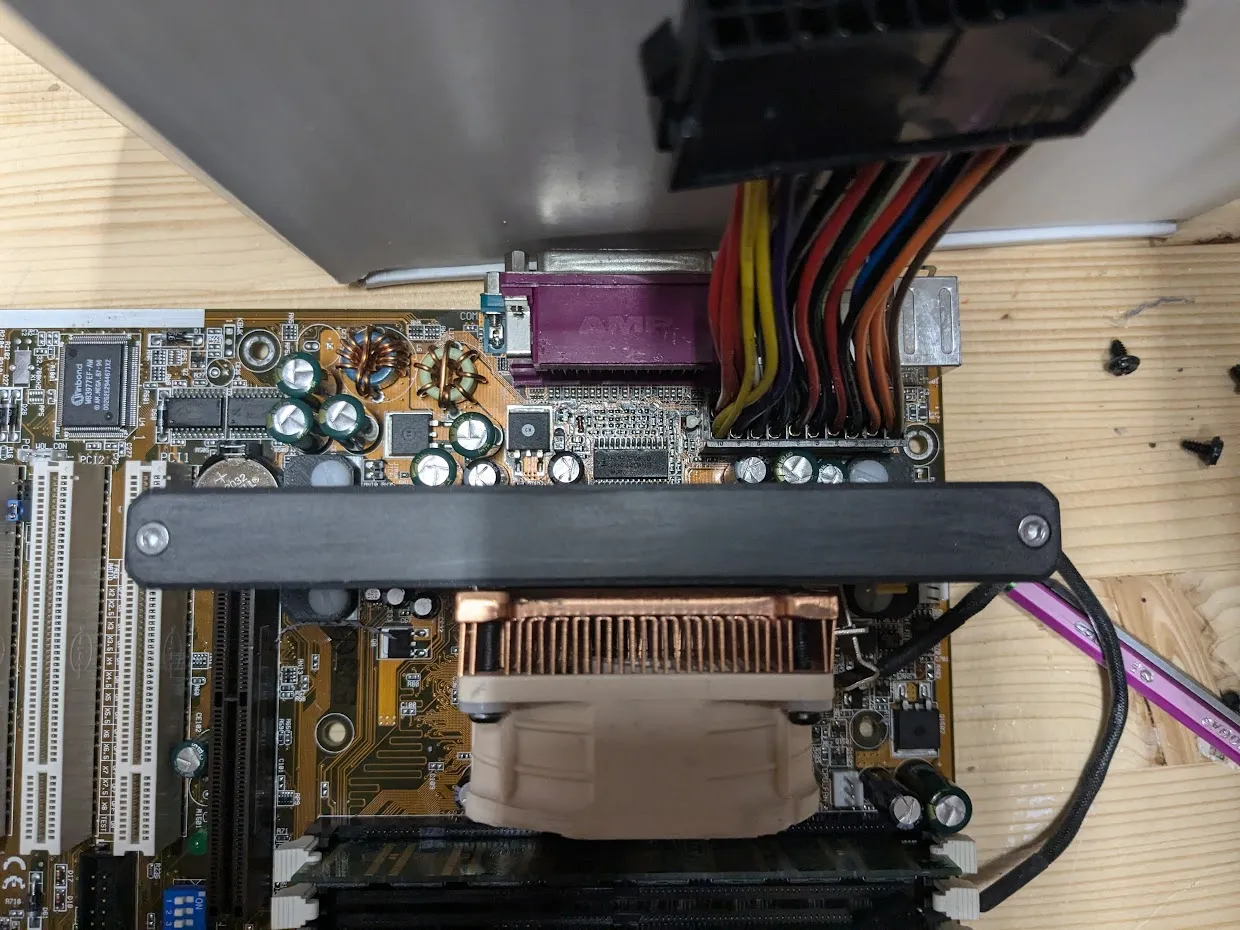 Slotket CPU retention bracket by Ruane123 | Download free STL model ...