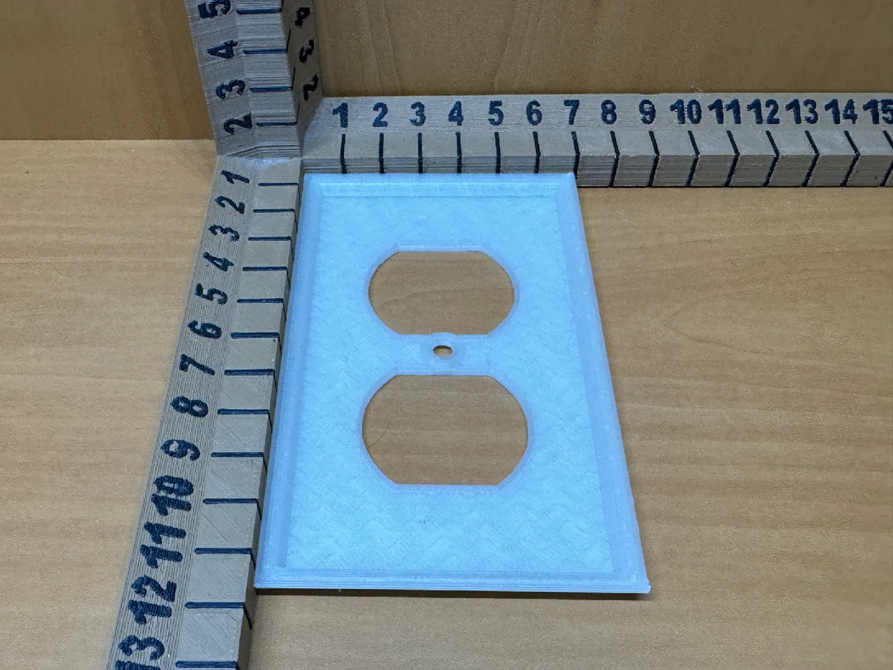 Outlet Cover by Star Labs 3D, LLC | Download free STL model ...