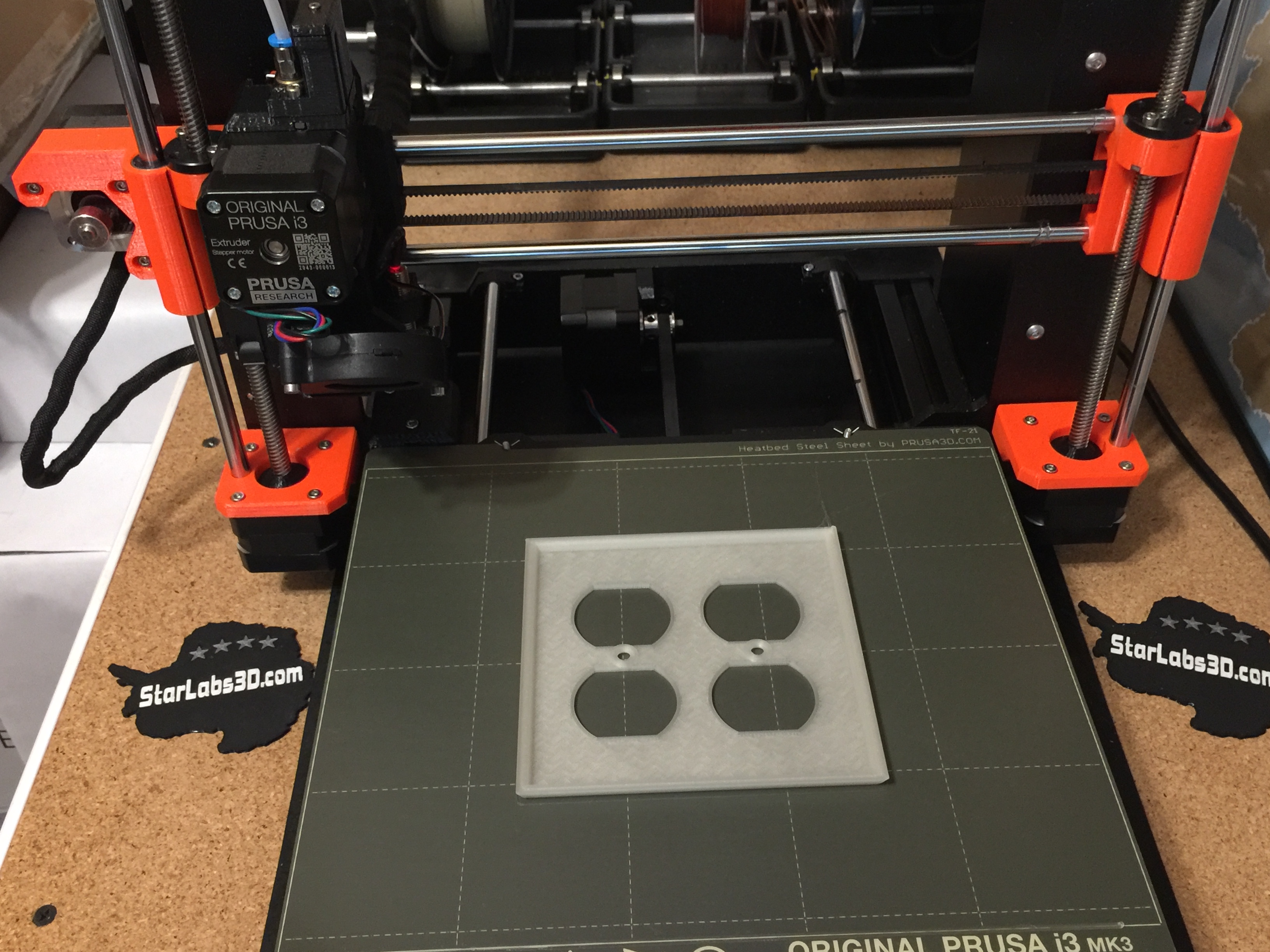 Outlet Cover Double by StarLabs3D | Download free STL model ...