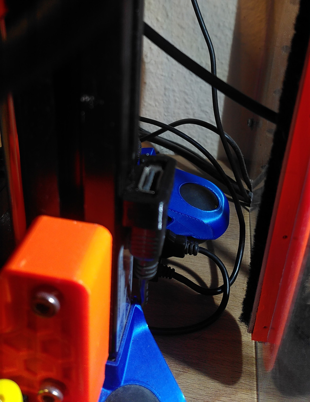 USB extension mount for 3030 extrusion (prusa mini) by Antimaterie ...
