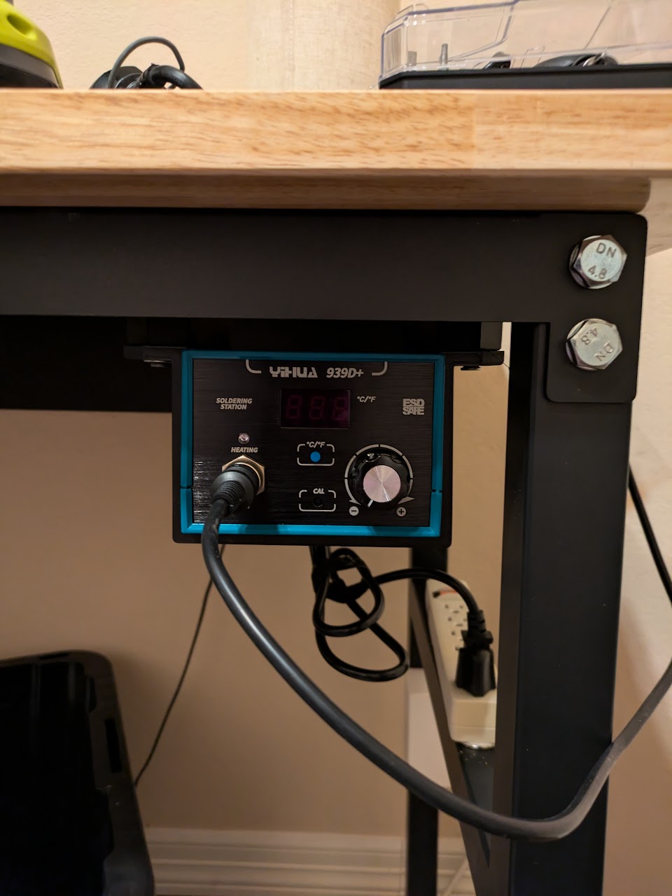 YIHUA 939D+ Digital Soldering Station under bench mount by Ross ...