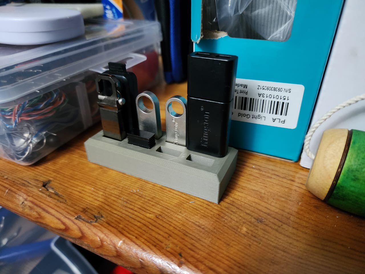 Organizador de USB by Andres Saldarriaga | Download free STL model ...