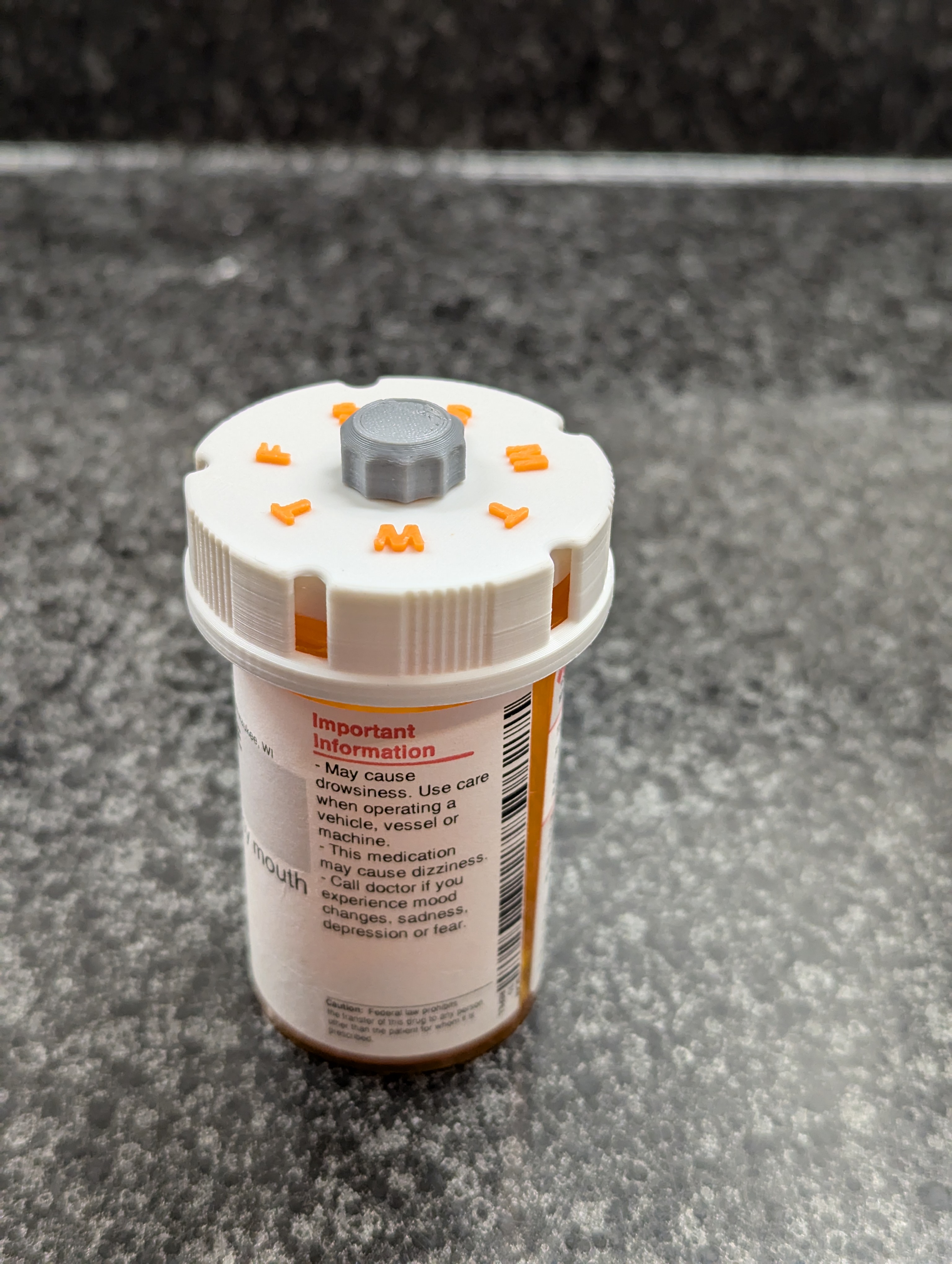 [UPDATED] CVS Pill Bottle Lid with daily reminder knob. by Denys ...
