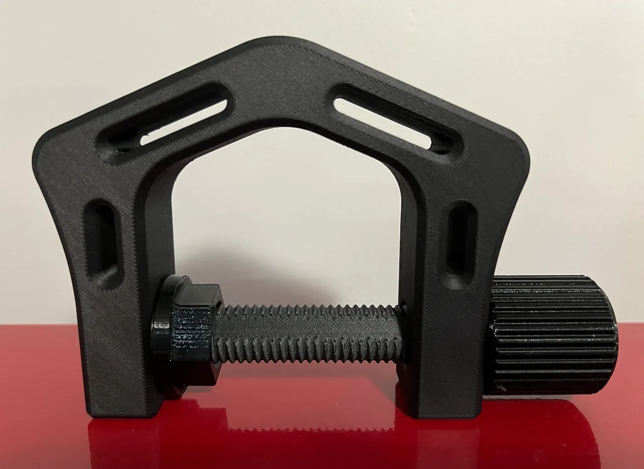 Clamp by muddymaker | Download free STL model | Printables.com