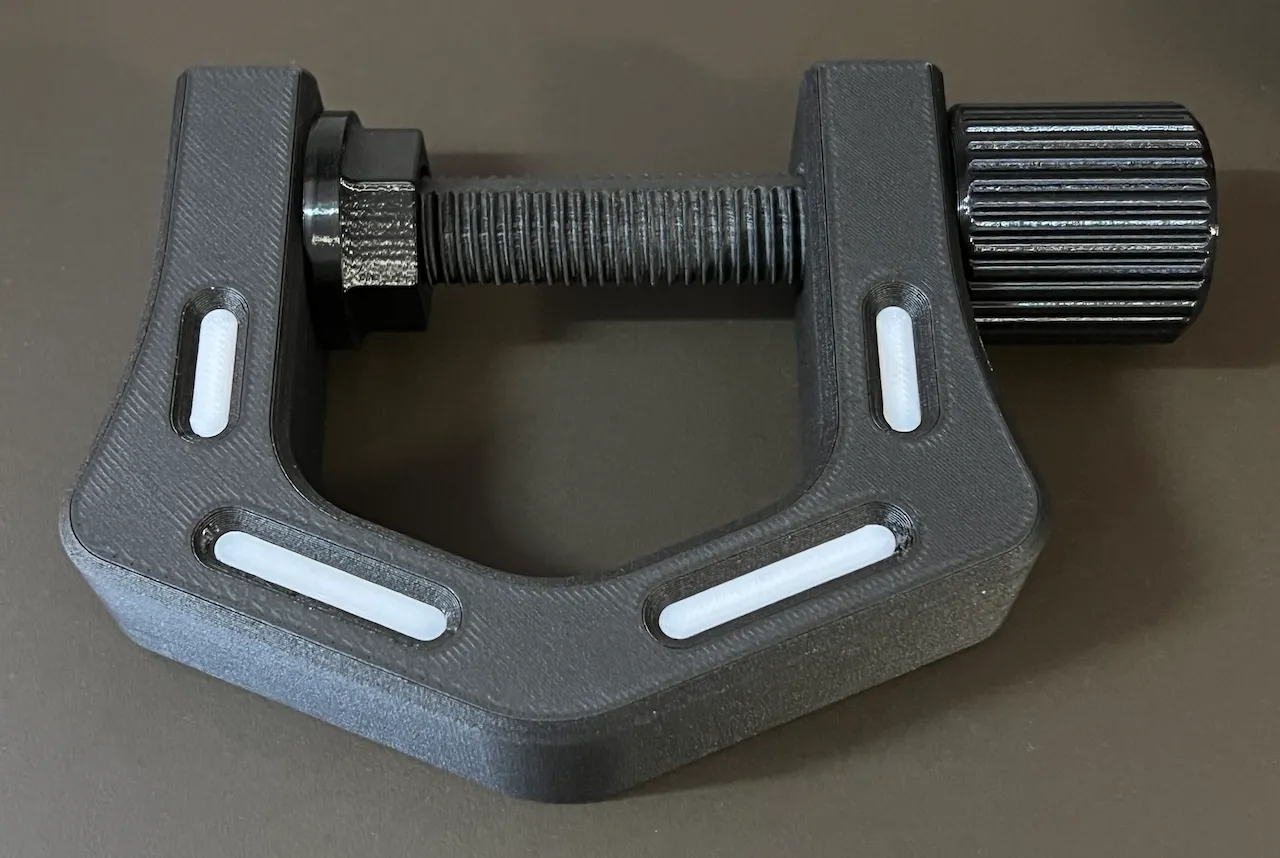 Clamp by muddymaker | Download free STL model | Printables.com