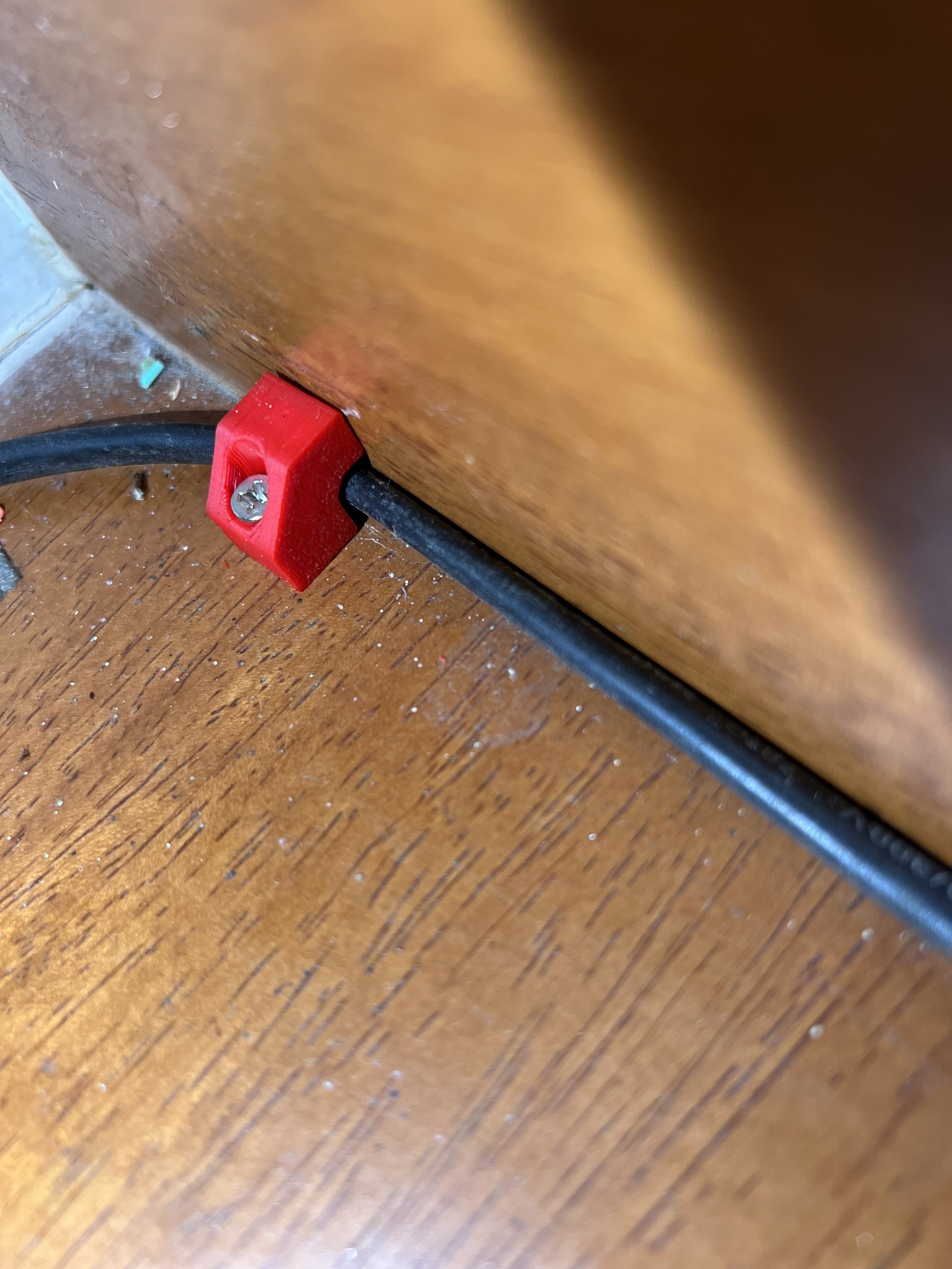 Cable corner lock by KTL-7 | Download free STL model | Printables.com