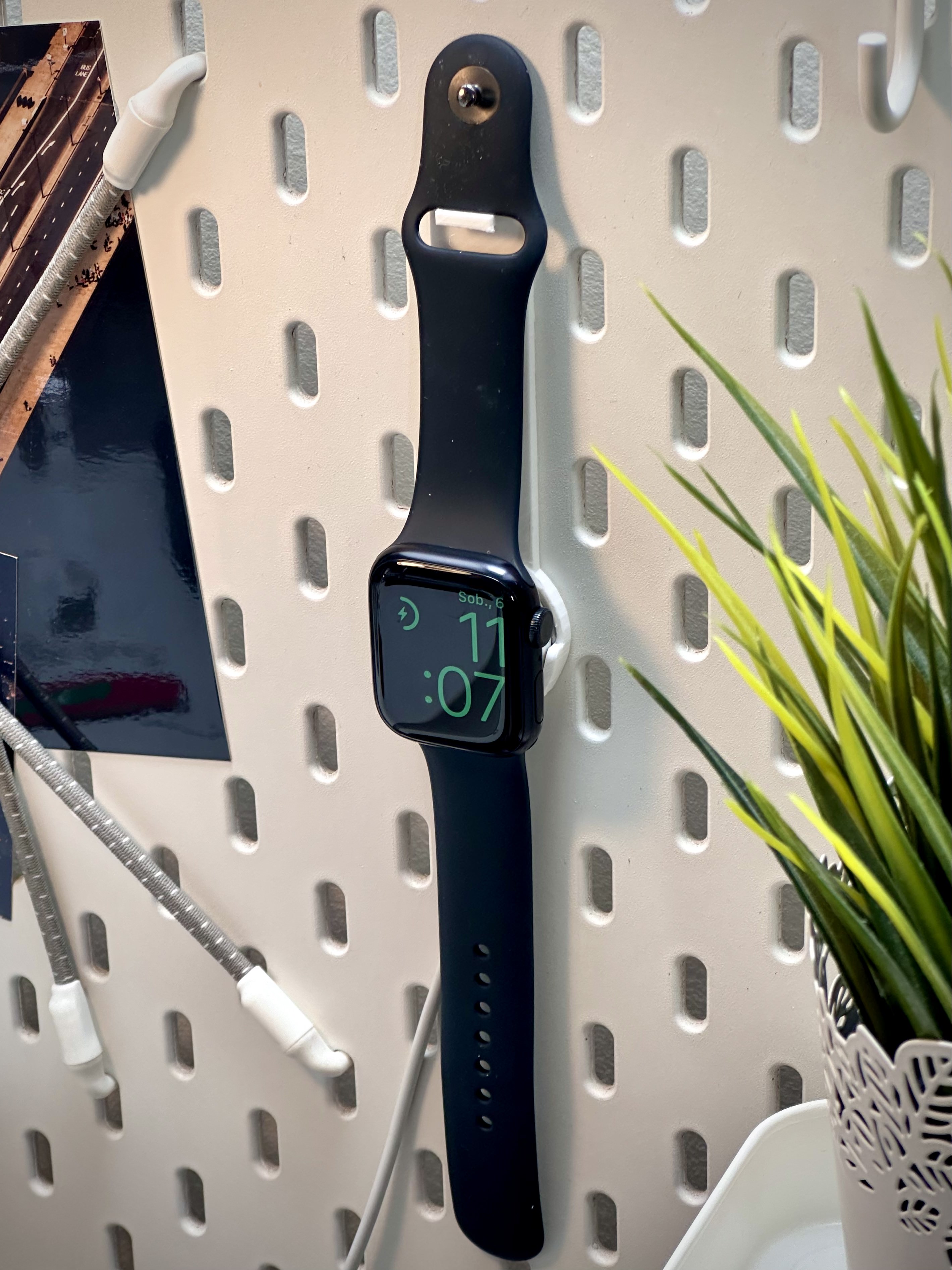 Apple Watch Ikea SKÅDIS charging stand by Alan Meldel | Download free ...