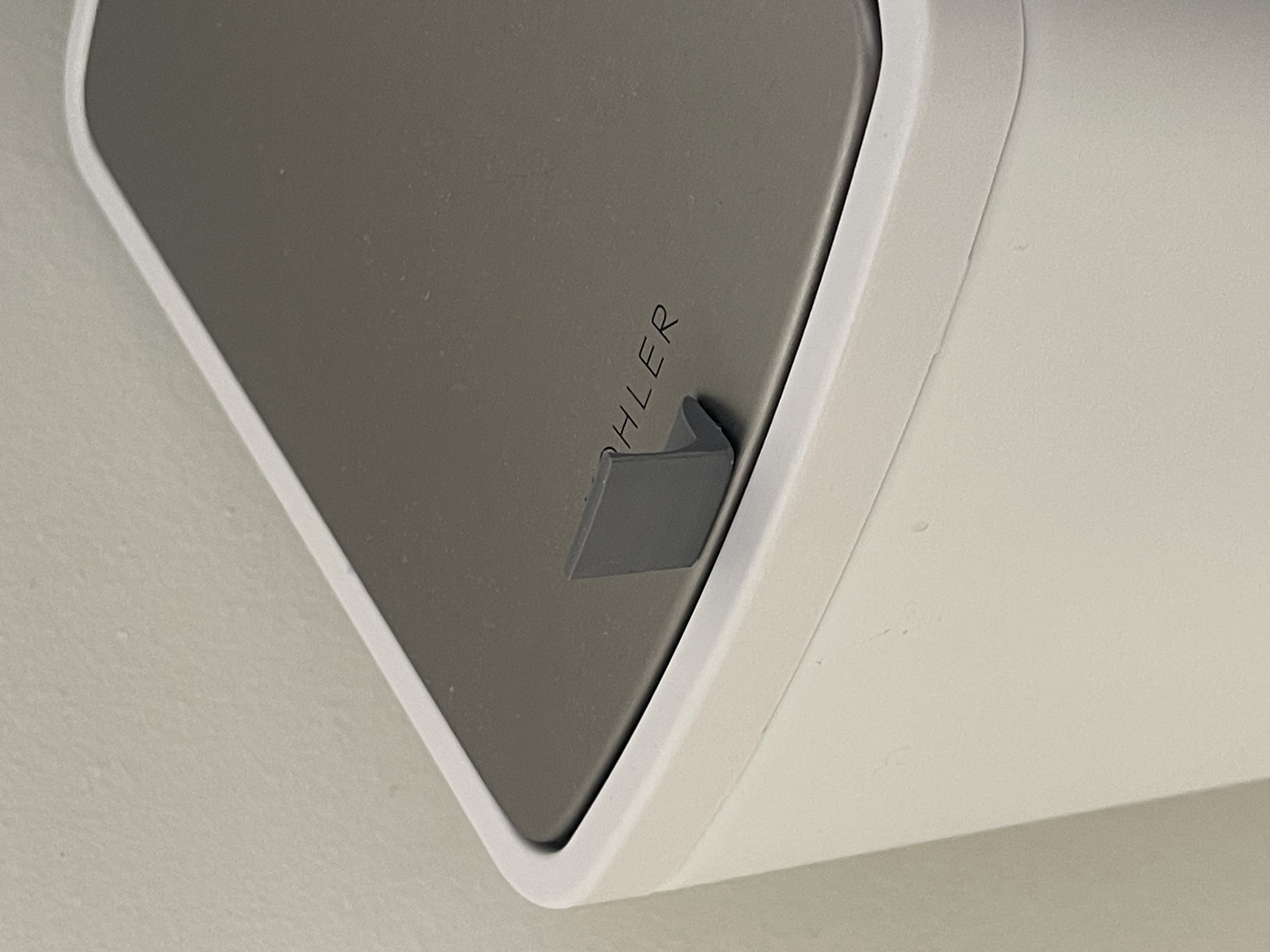 Simple Magnetic Lid Pull by ihavegerms | Download free STL model ...