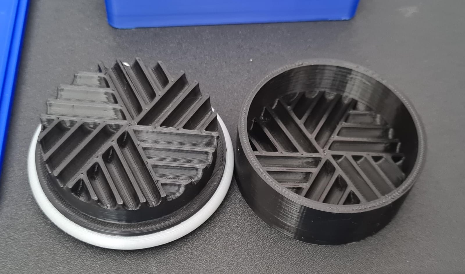 Capsule corp box kit by Juan Francisco Vela Flores | Download free STL ...