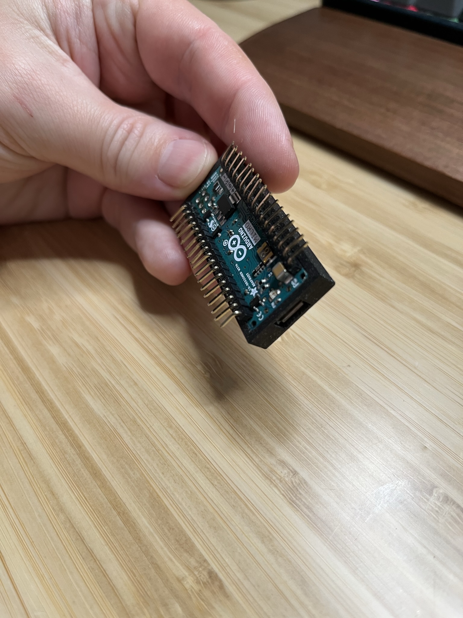 Arduino Micro holder by vladimir.aubrecht@me.com | Download free STL ...