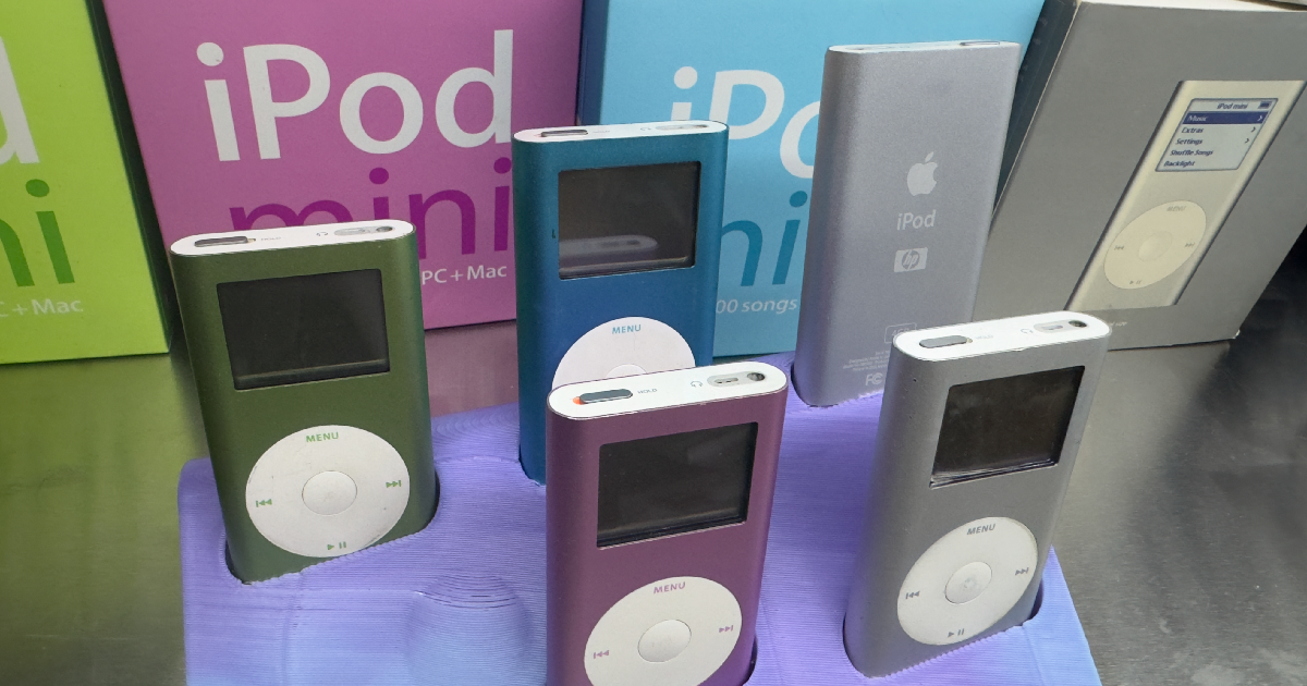 iPod Mini iPod Mini Stand by andrd | Download free STL model ...