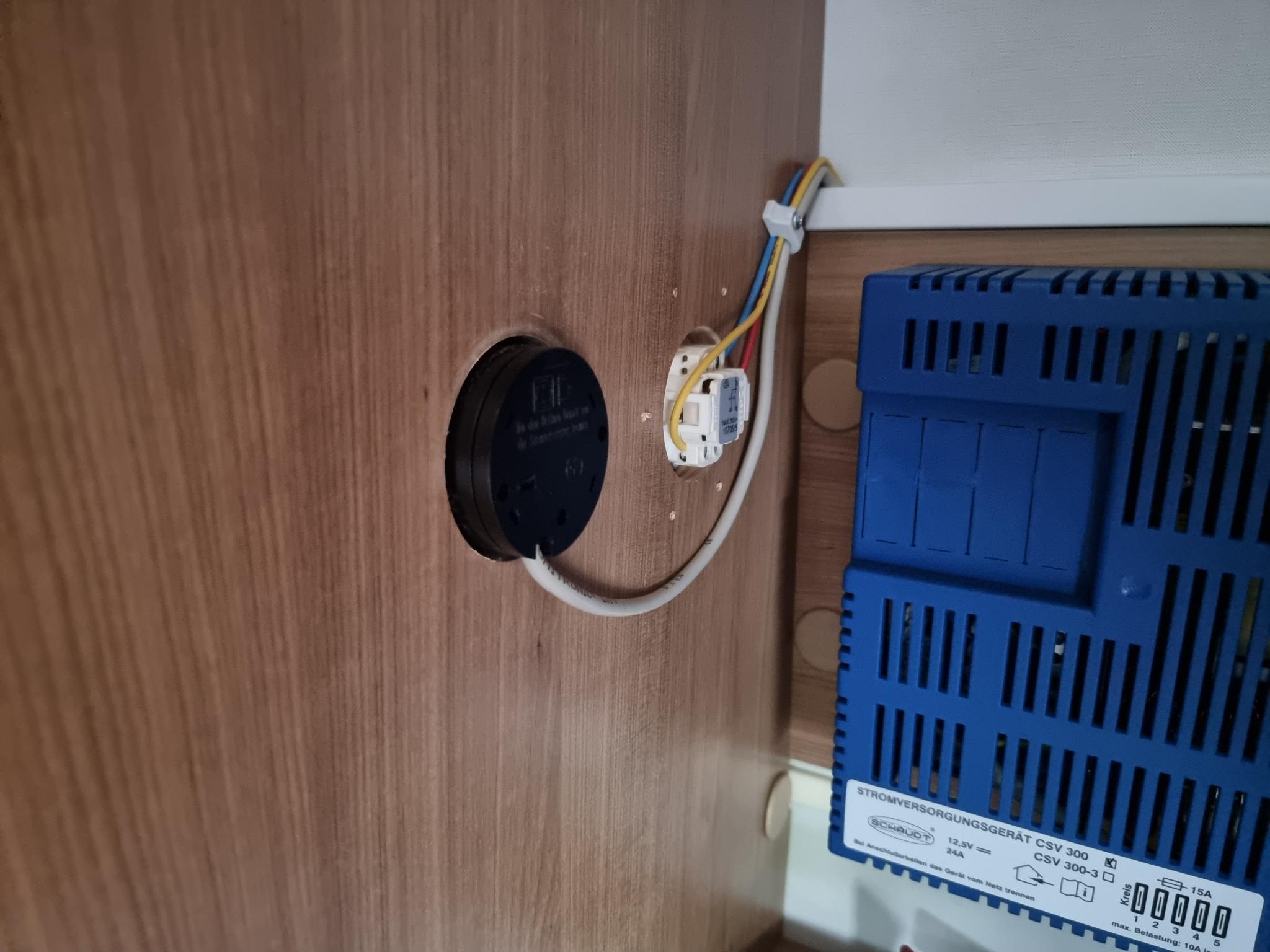 Caravan switch coverplate by Olivier | Download free STL model ...