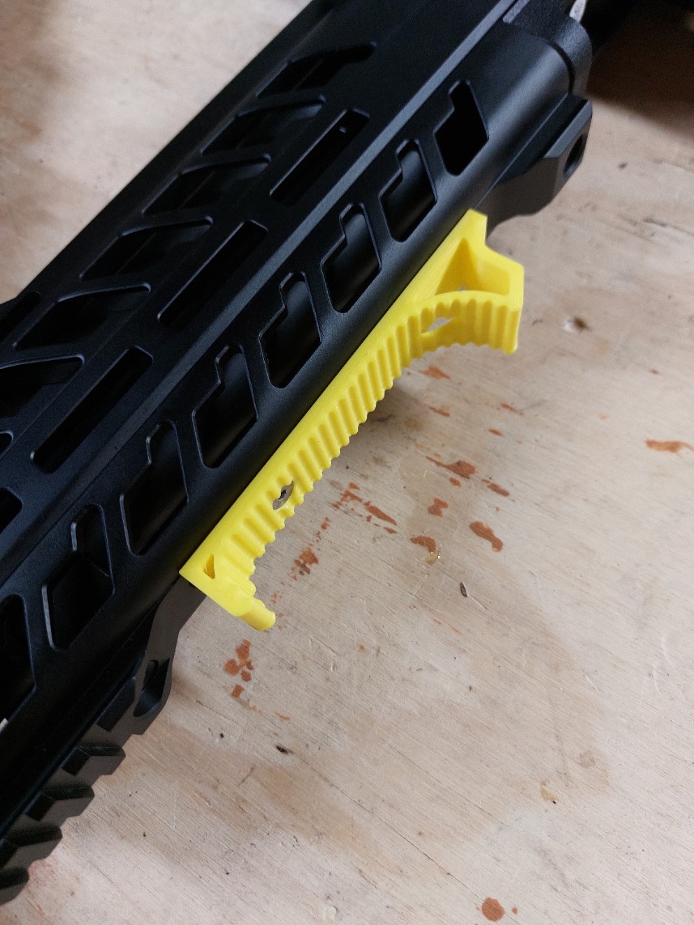 M-Lock Curved Foregrip by Tidal | Download free STL model | Printables.com