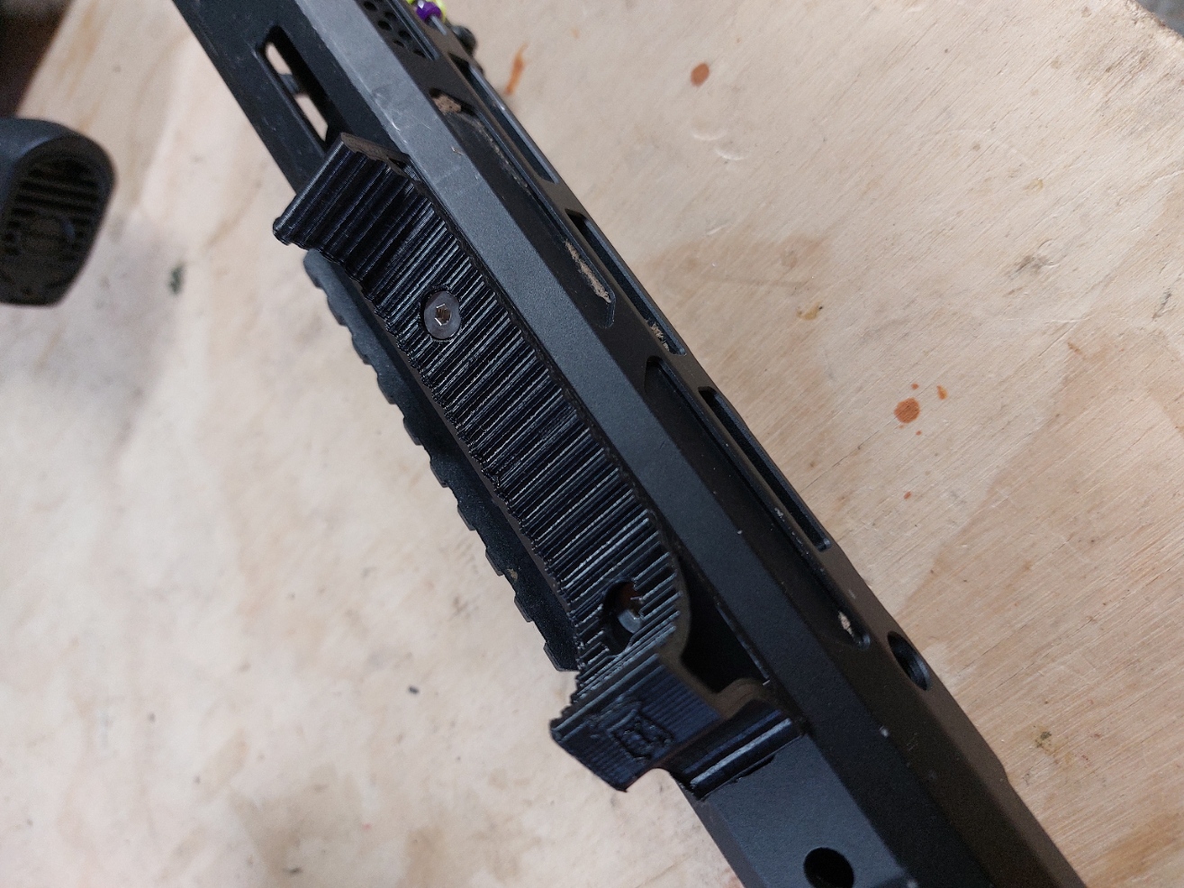 M-Lock Curved Foregrip by Tidal | Download free STL model | Printables.com