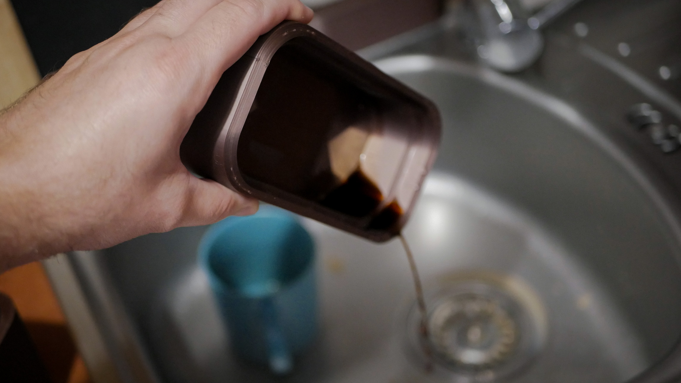 Container for used coffee capsules by Anton Luzan | Download free STL ...