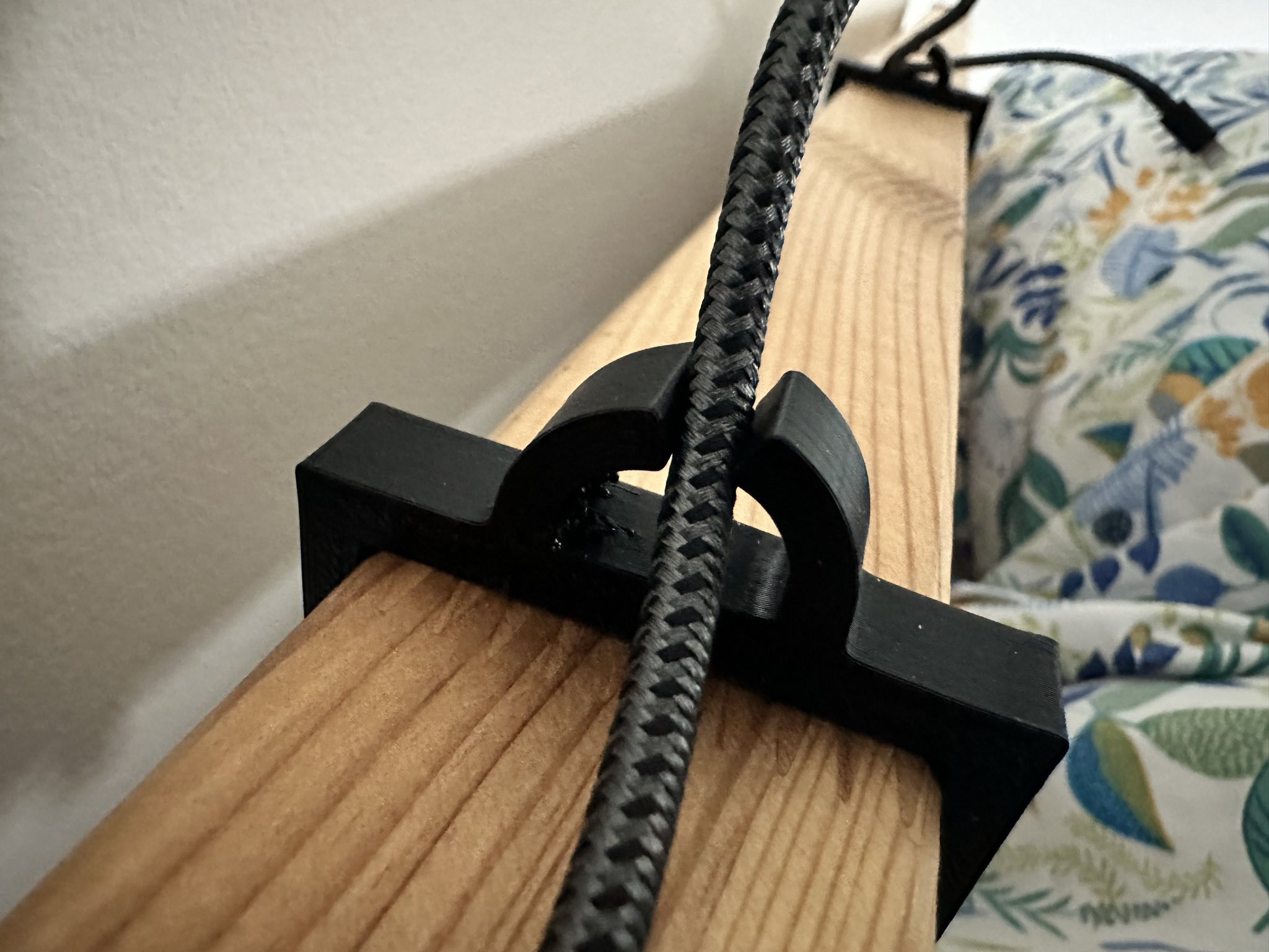 TPU Bedside Cable Guide by SamuraiLink3 | Download free STL model ...