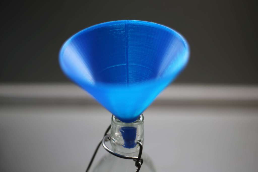 medium vented funnel by Hahihula | Download free STL model | Printables.com