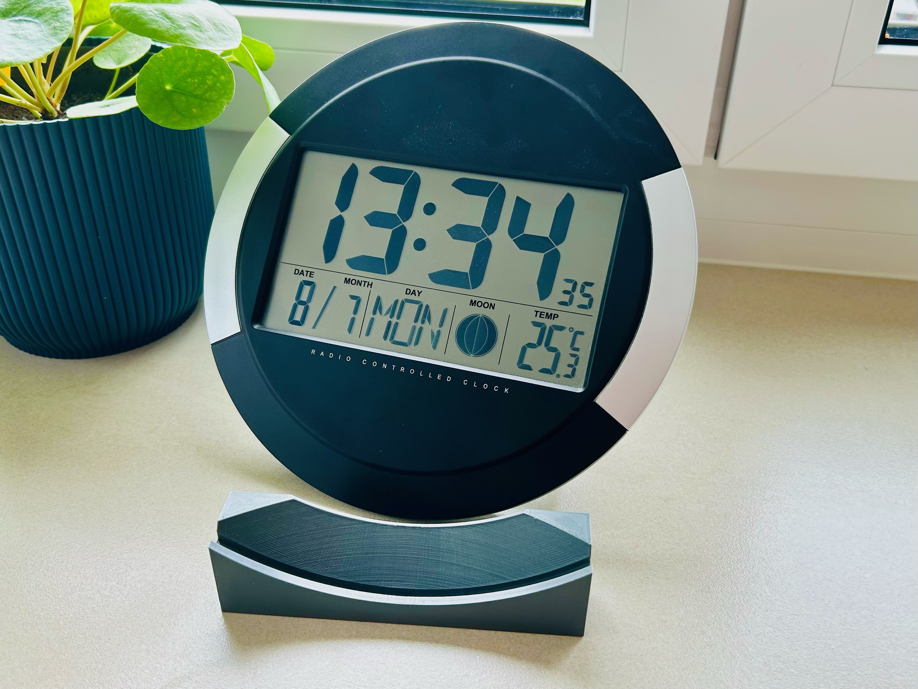 Basic Clock-Stand for Hama PP-245 / Uhrständer für Hama PP-245 by Allpa ...