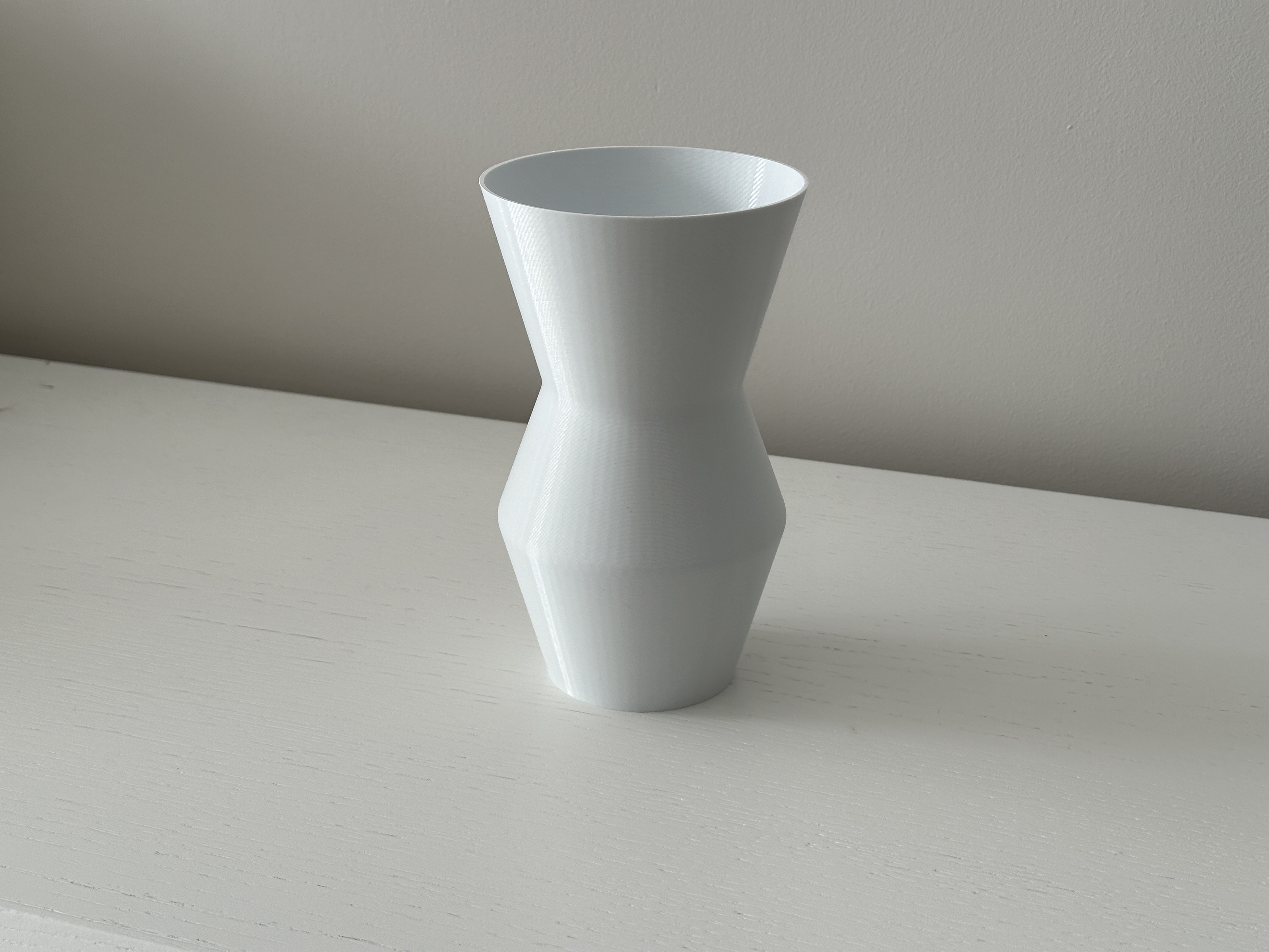 Vase Tim by 3D-Printiverse | Download free STL model | Printables.com