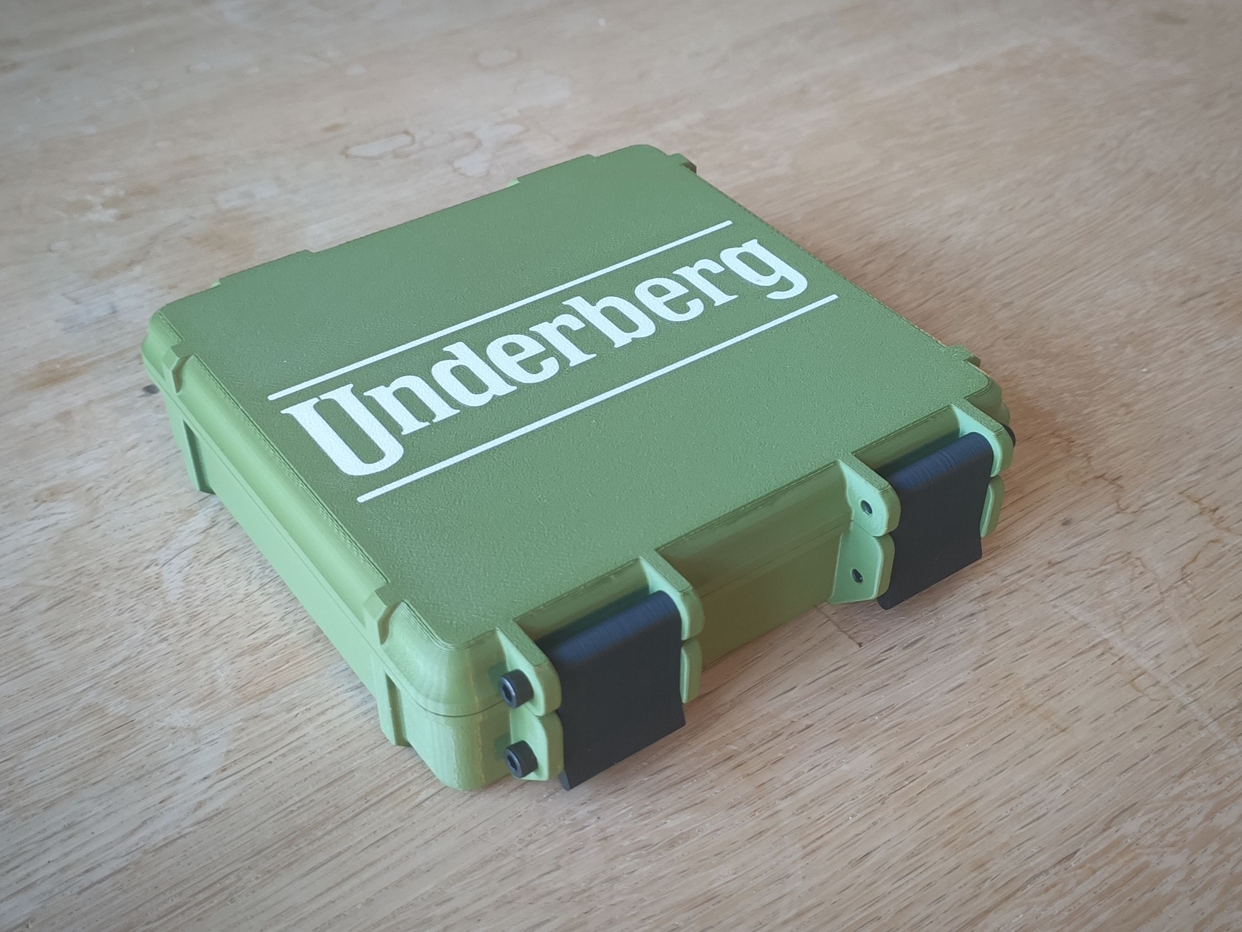 Underberg rugged box by NoaNoa | Download free STL model | Printables.com