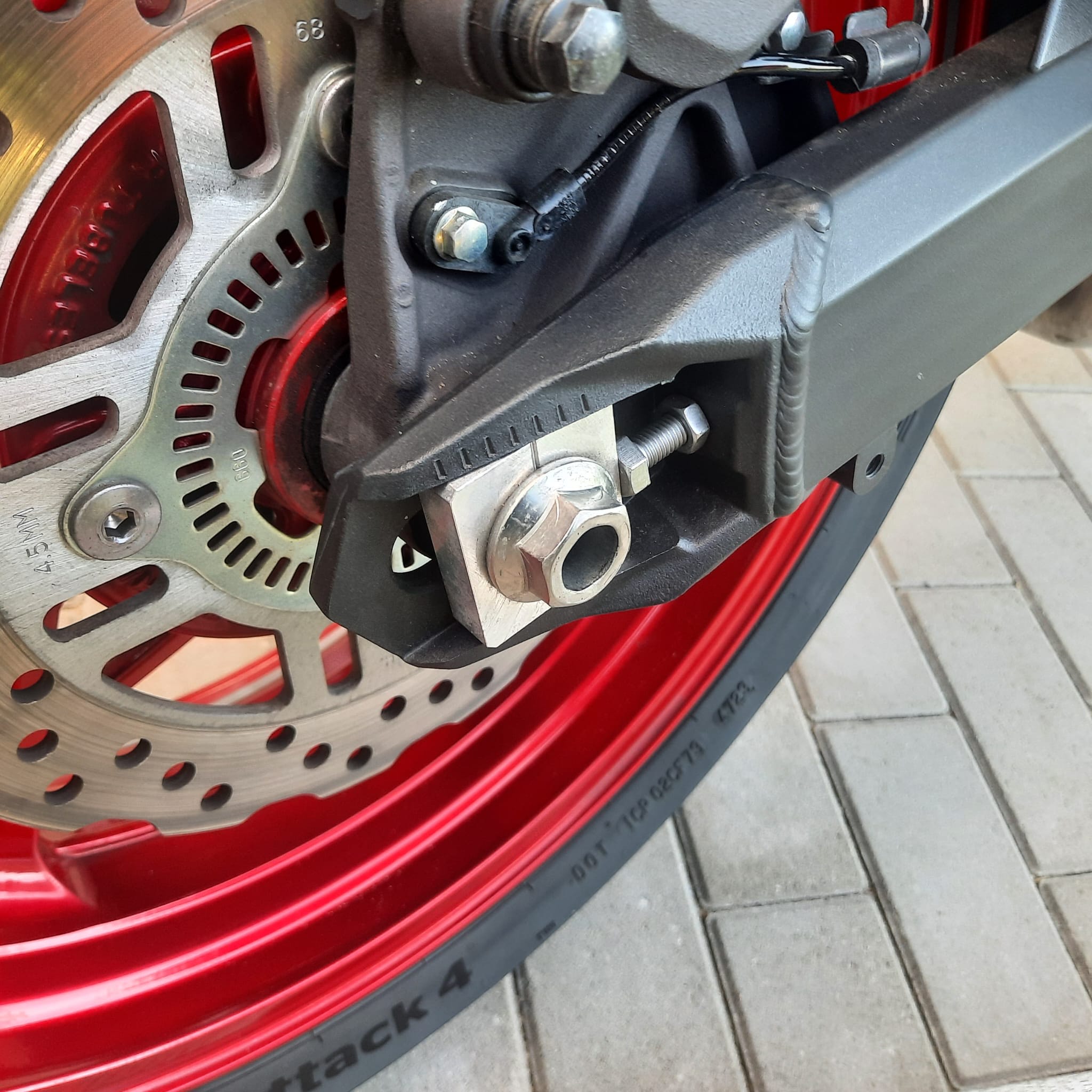Kawasaki Z900 axle cover by Robert | Download free STL model ...