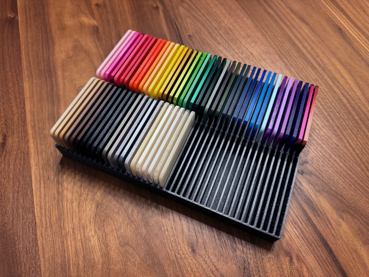Filament Swatch Card with Label par Matt Cooper | Téléchargez ...