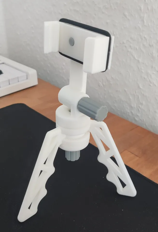 Smartphone Tripod for Landscape/Portrait mode by JP Wang | Download free STL model | Printables.com
