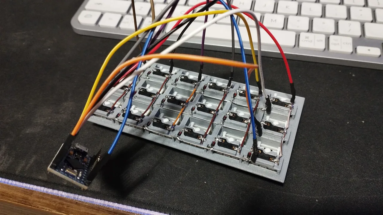 18 Key Macro Keyboard by Felipe Furst | Download free STL model ...